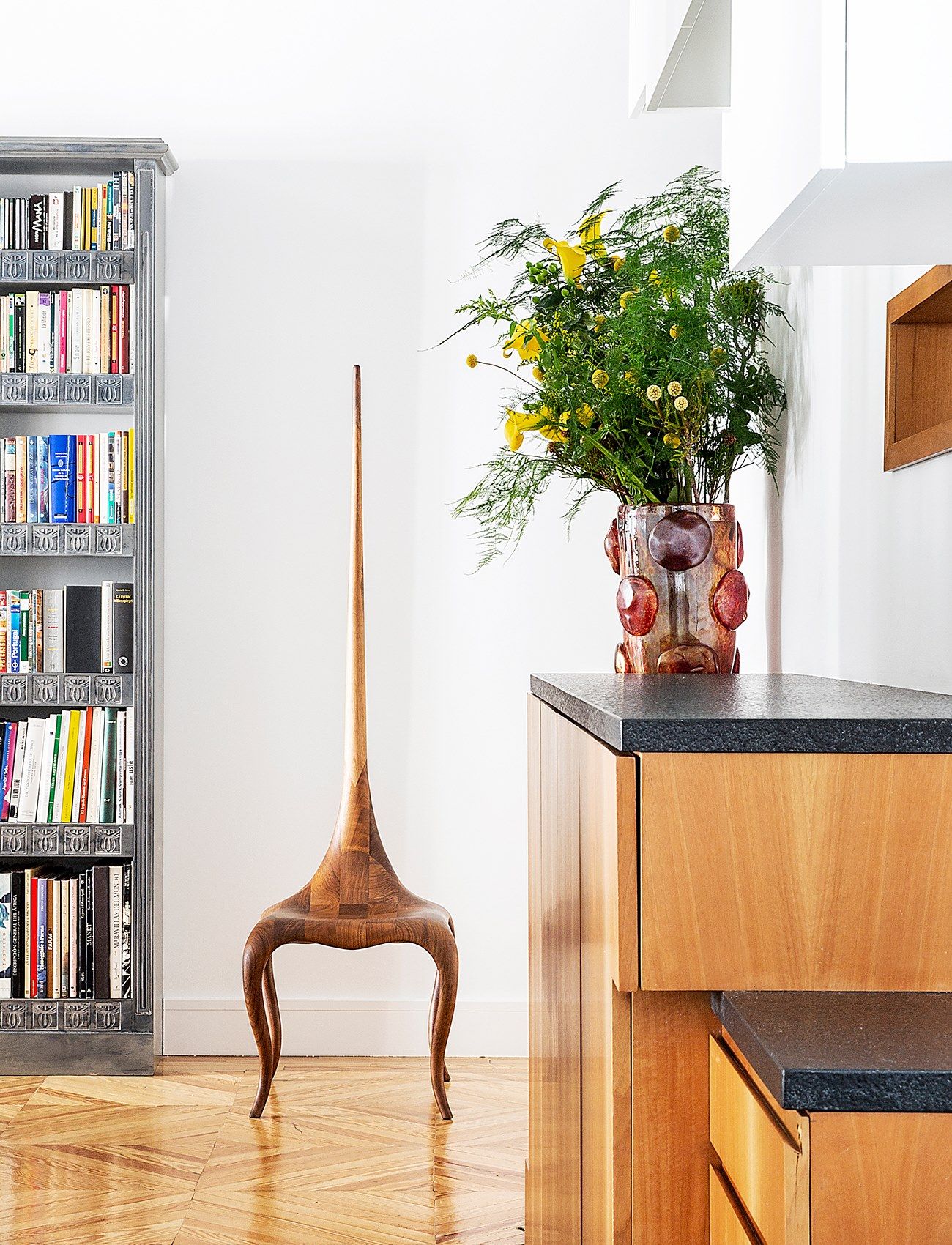 Walnut chair LADY STING By Agrippa