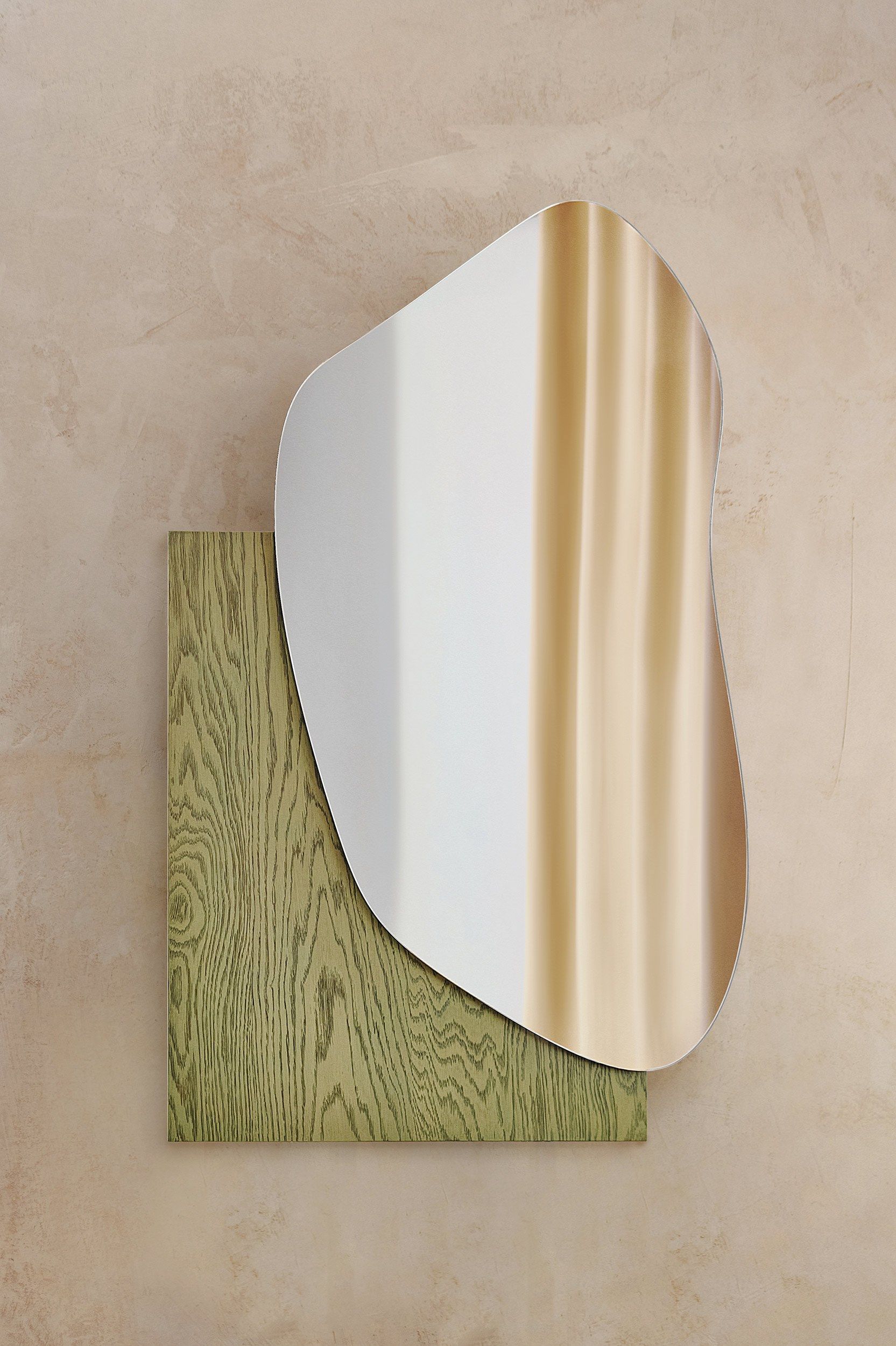 LAKE 1 Mirror By NOOM | design Maryna Dague & Nathan Baraness