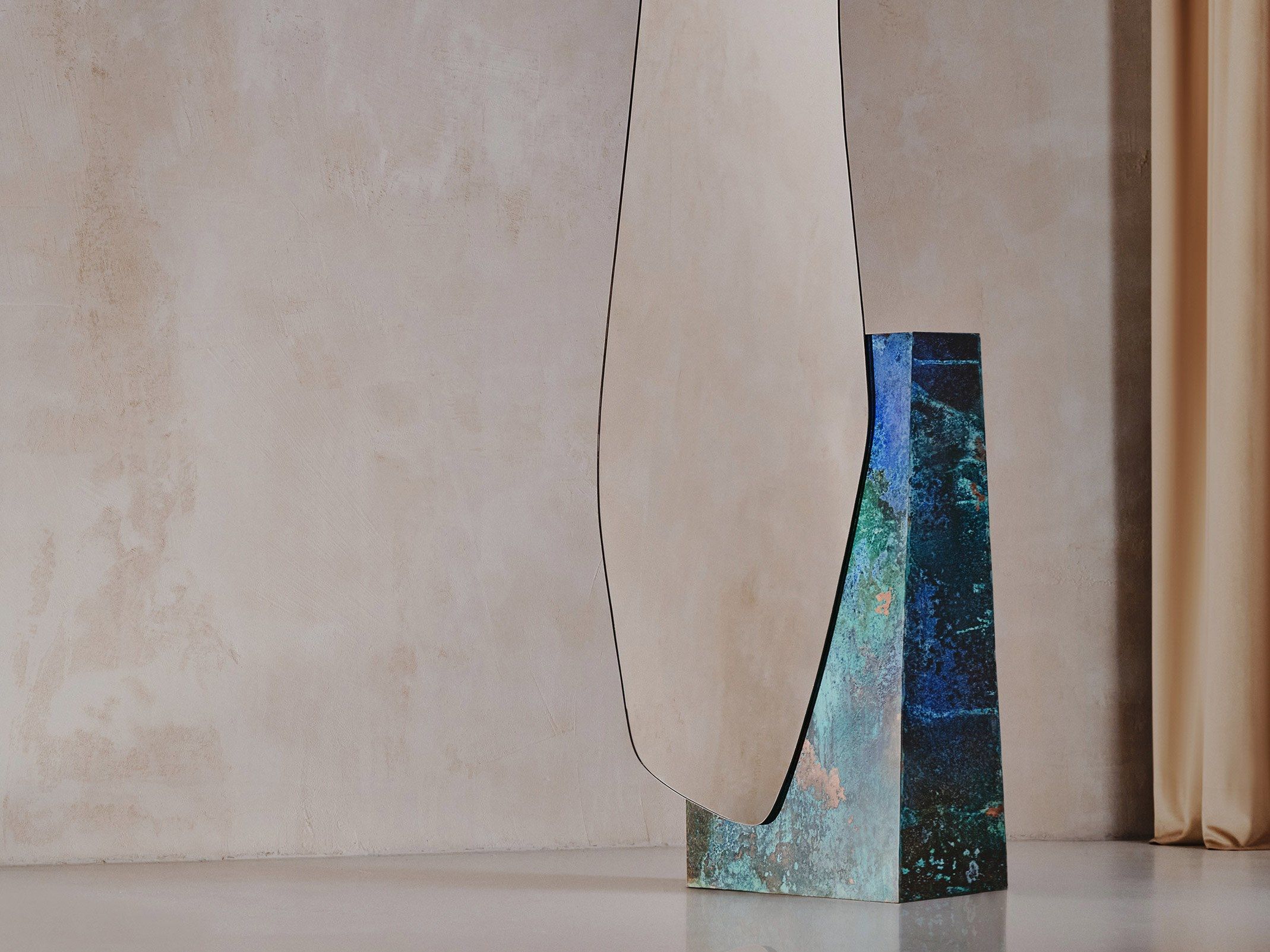 LAKE 5 Mirror By NOOM | design Maryna Dague & Nathan Baraness