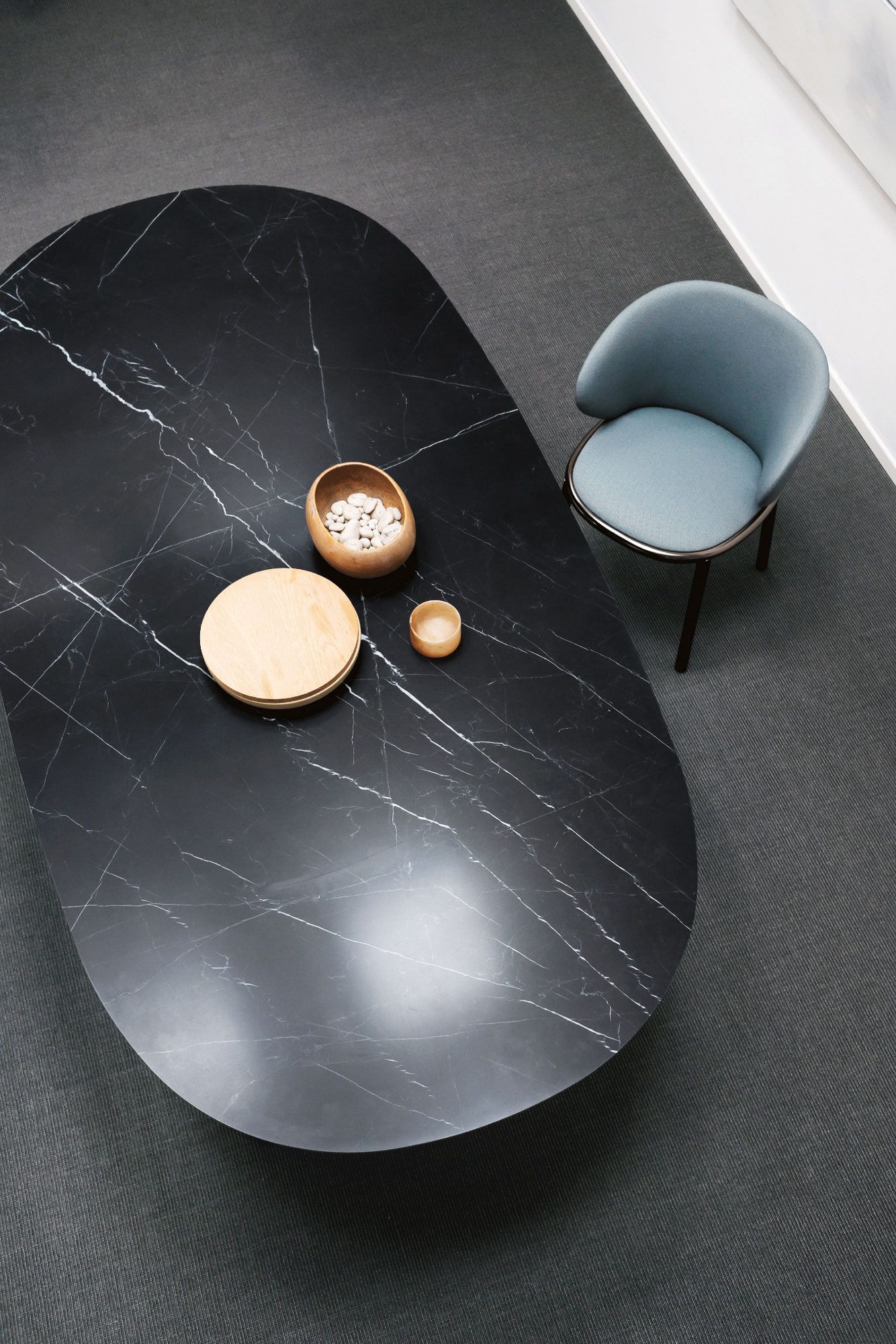 LAKE | Ceramic table Oval ceramic table By Desalto | design Gordon ...