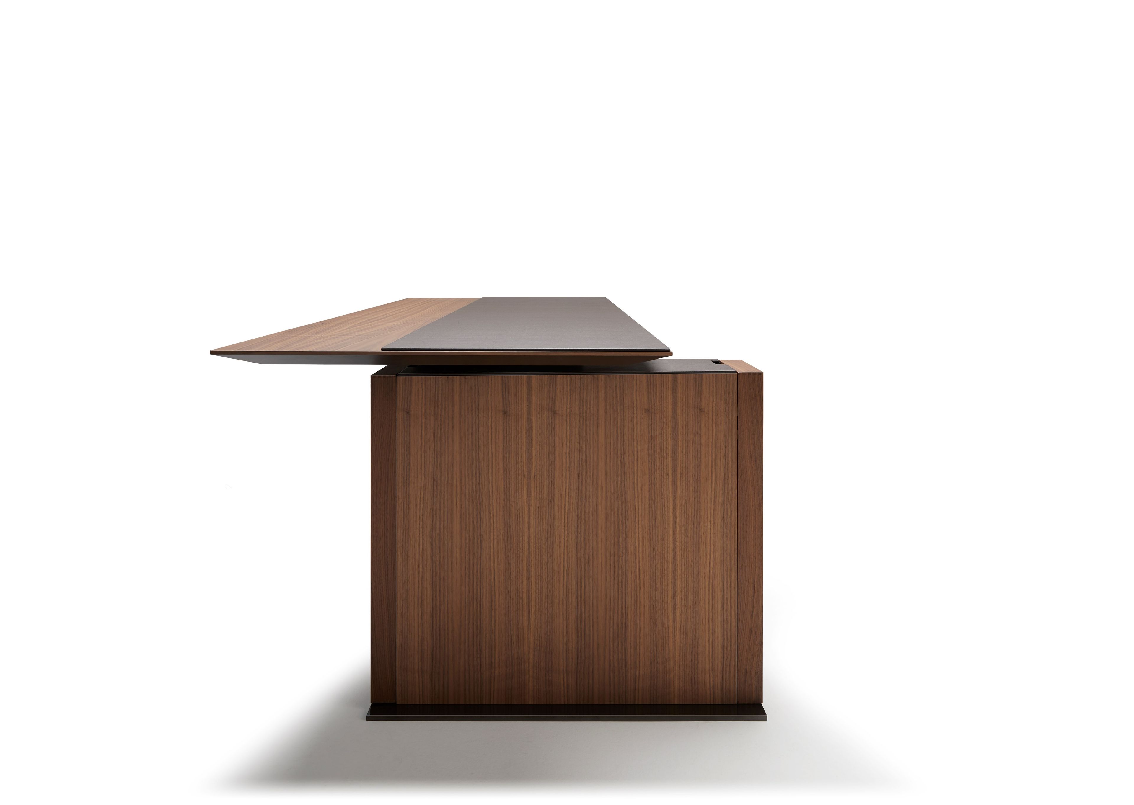 LAMESA | Executive desk Rectangular walnut executive desk By José ...