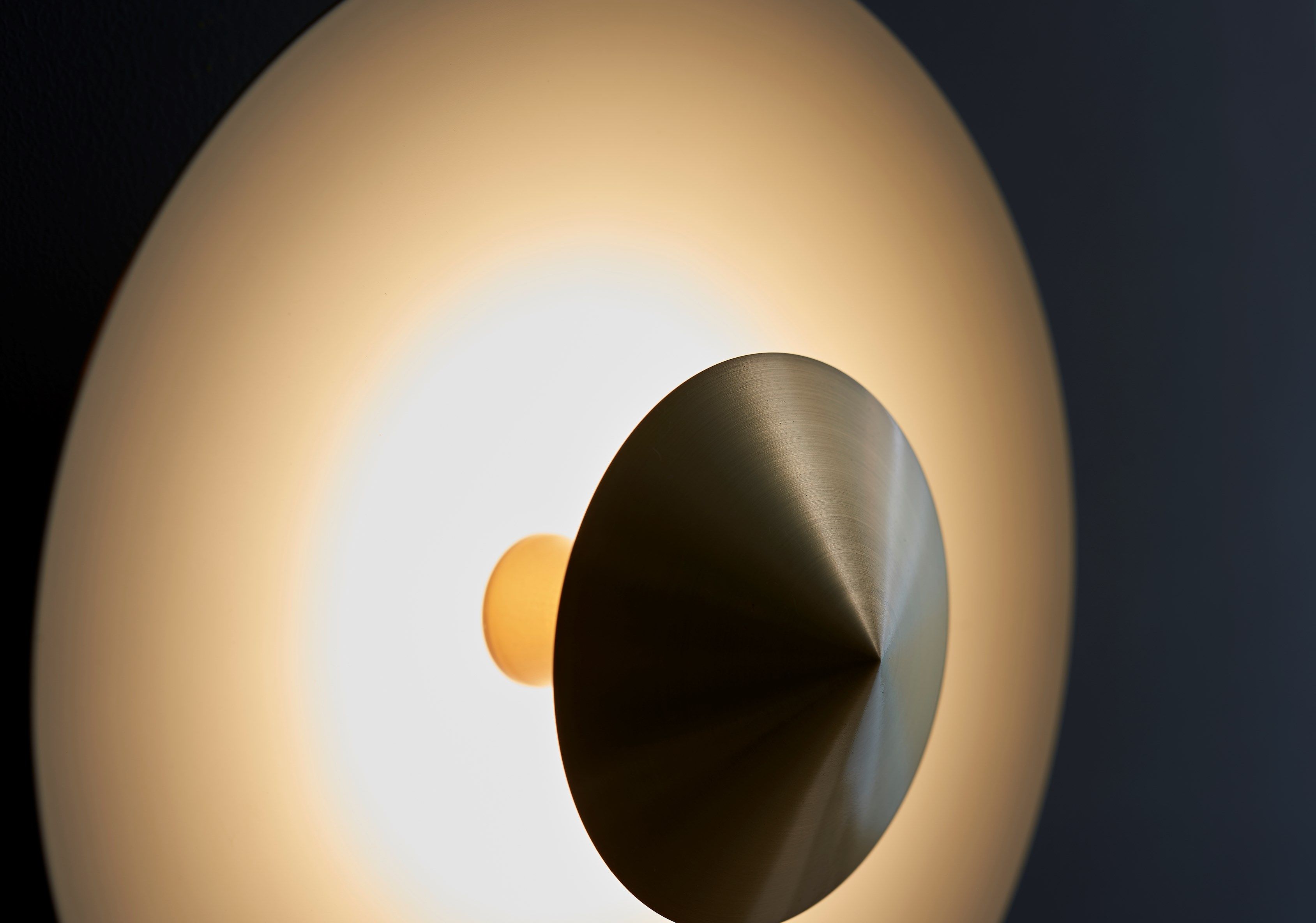 LAOS | Wall/Ceiling Lamps By KAISHI design Hugo Tejada