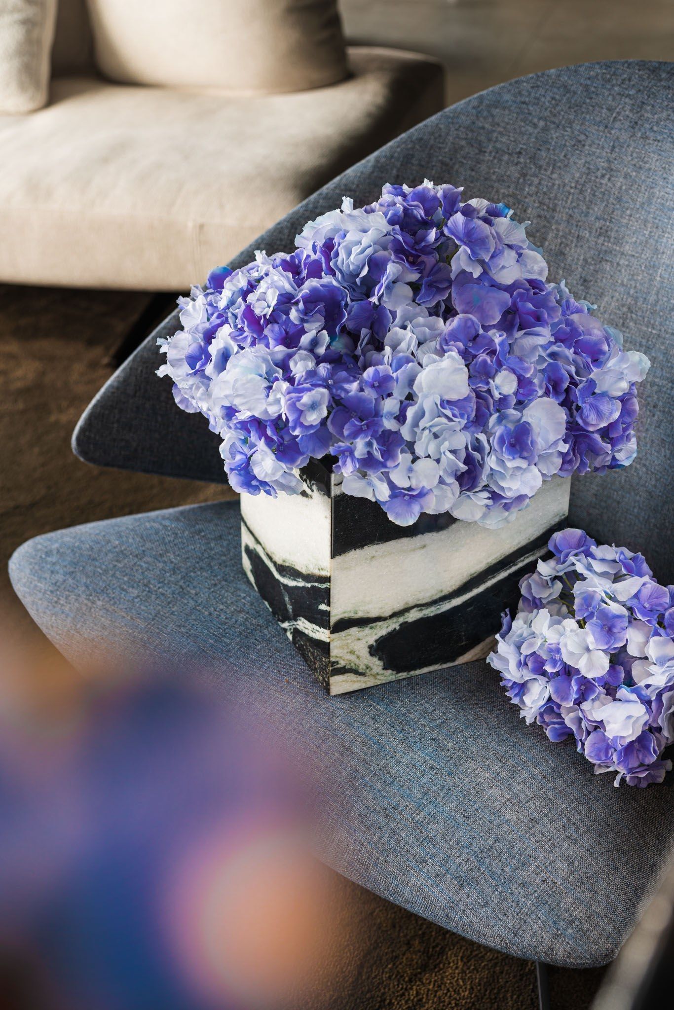 Natural stone vase LARGE FLOWER VASE By Valsecchi Marmi