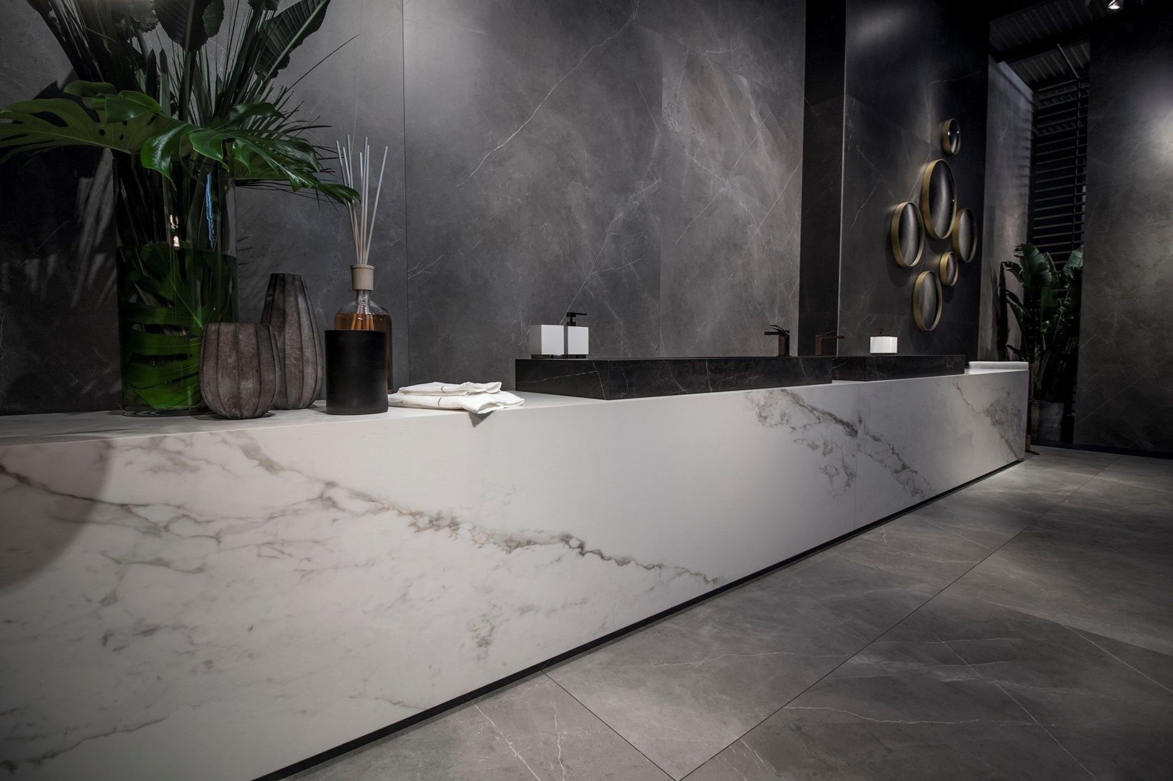 Countertop, furniture coating, floor and wall cladding LARSEN MDi By Inalco