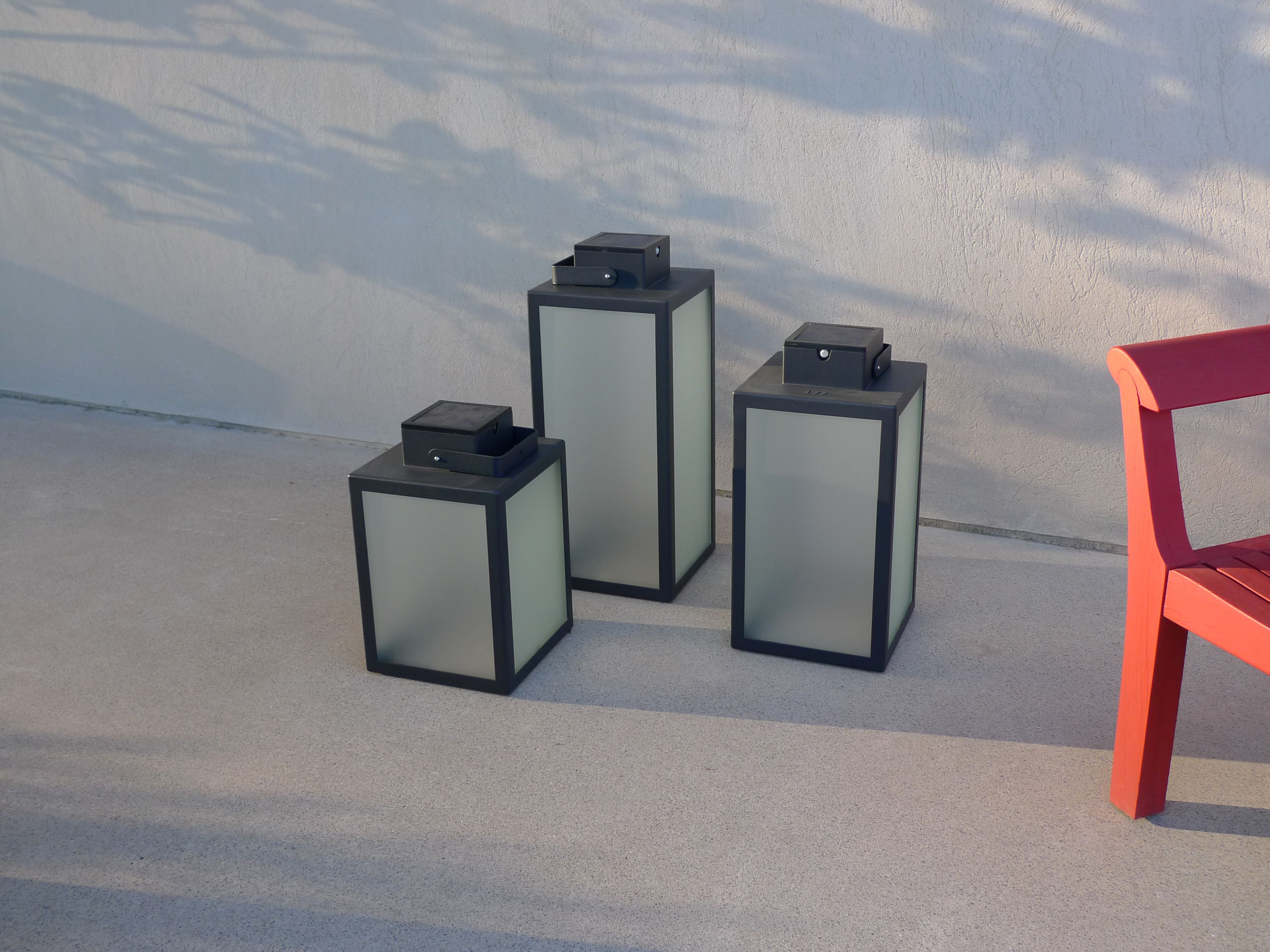 LAS | Solar powered lantern By LYX Luminaires