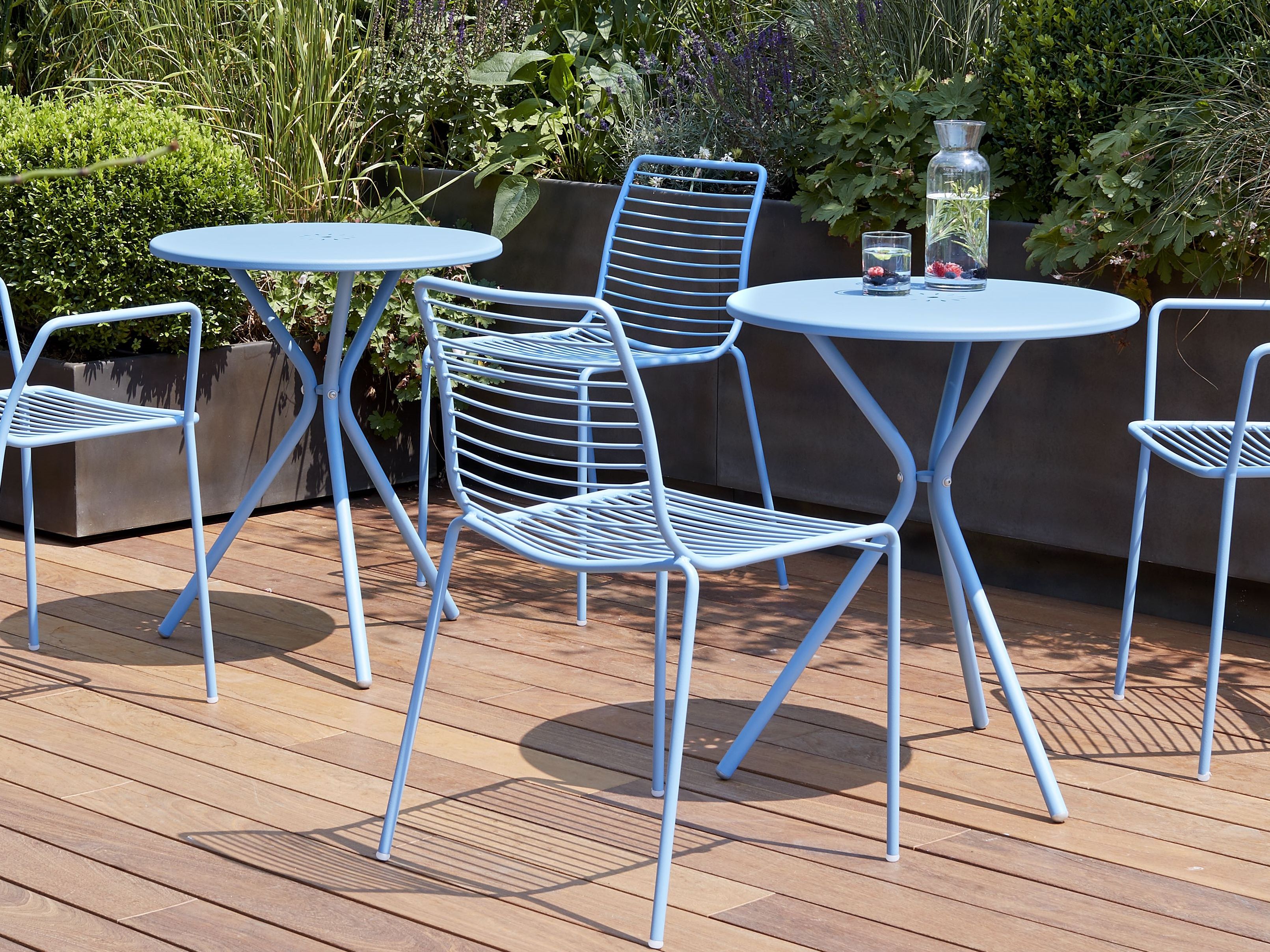 LEO Table By SCAB DESIGN