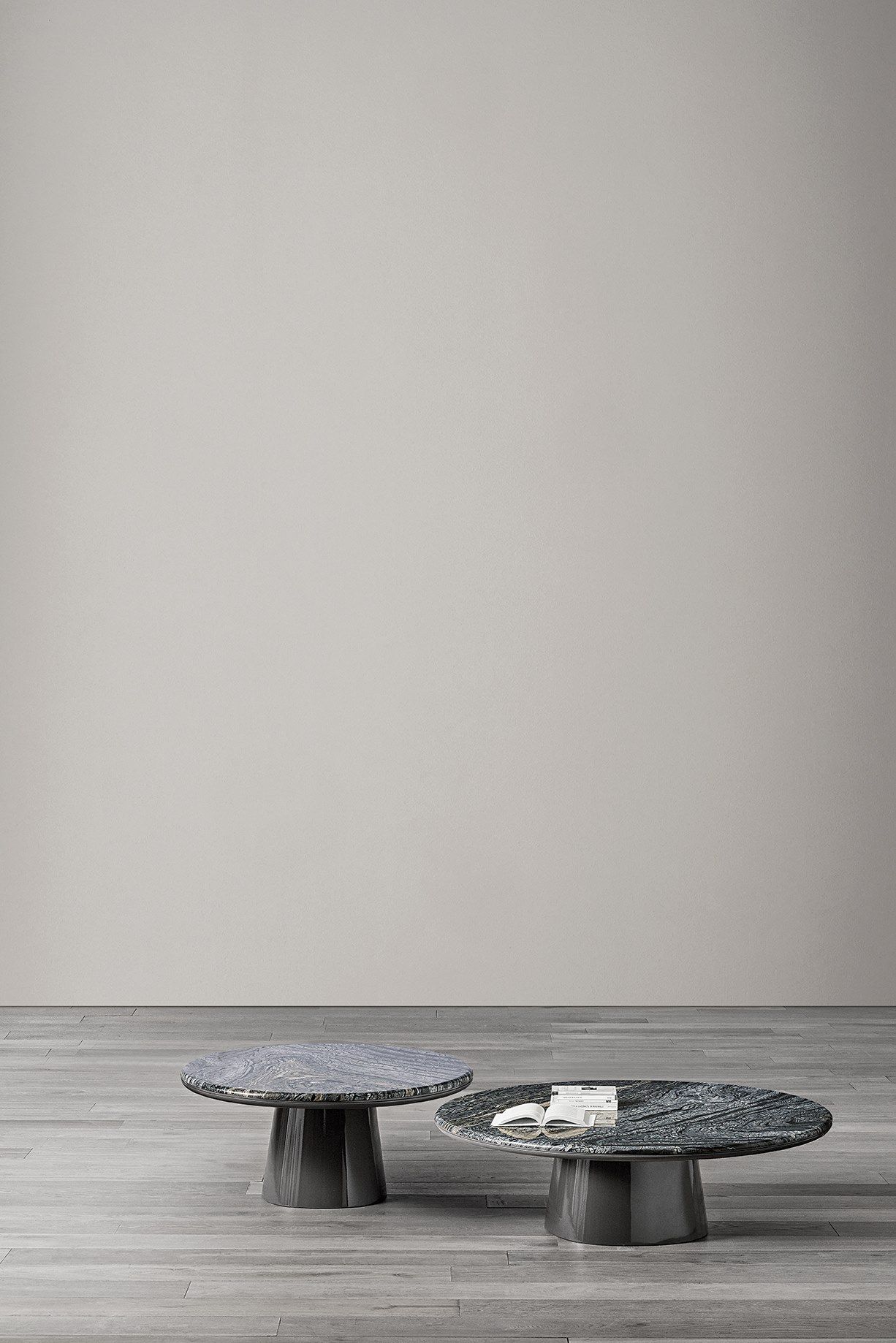 LEON Round marble coffee table By Meridiani | design Andrea Parisio