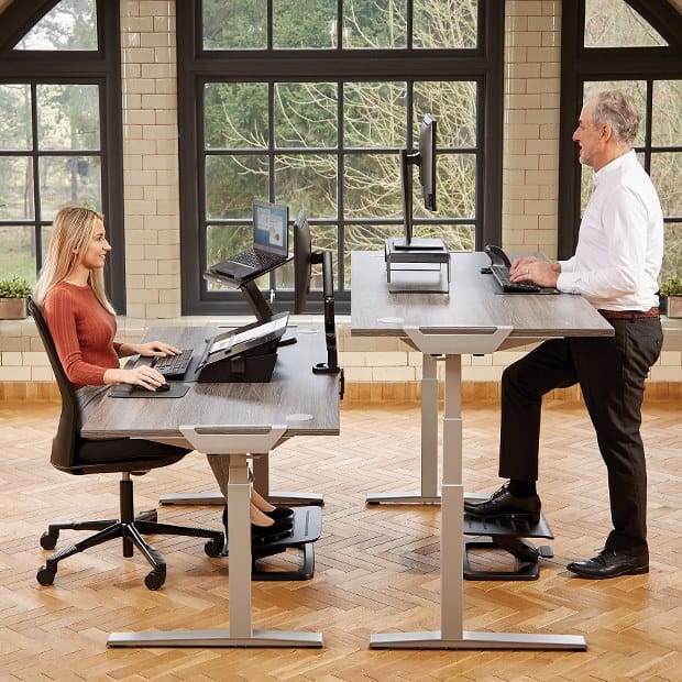Height-adjustable desk LEVADO By Fellowes