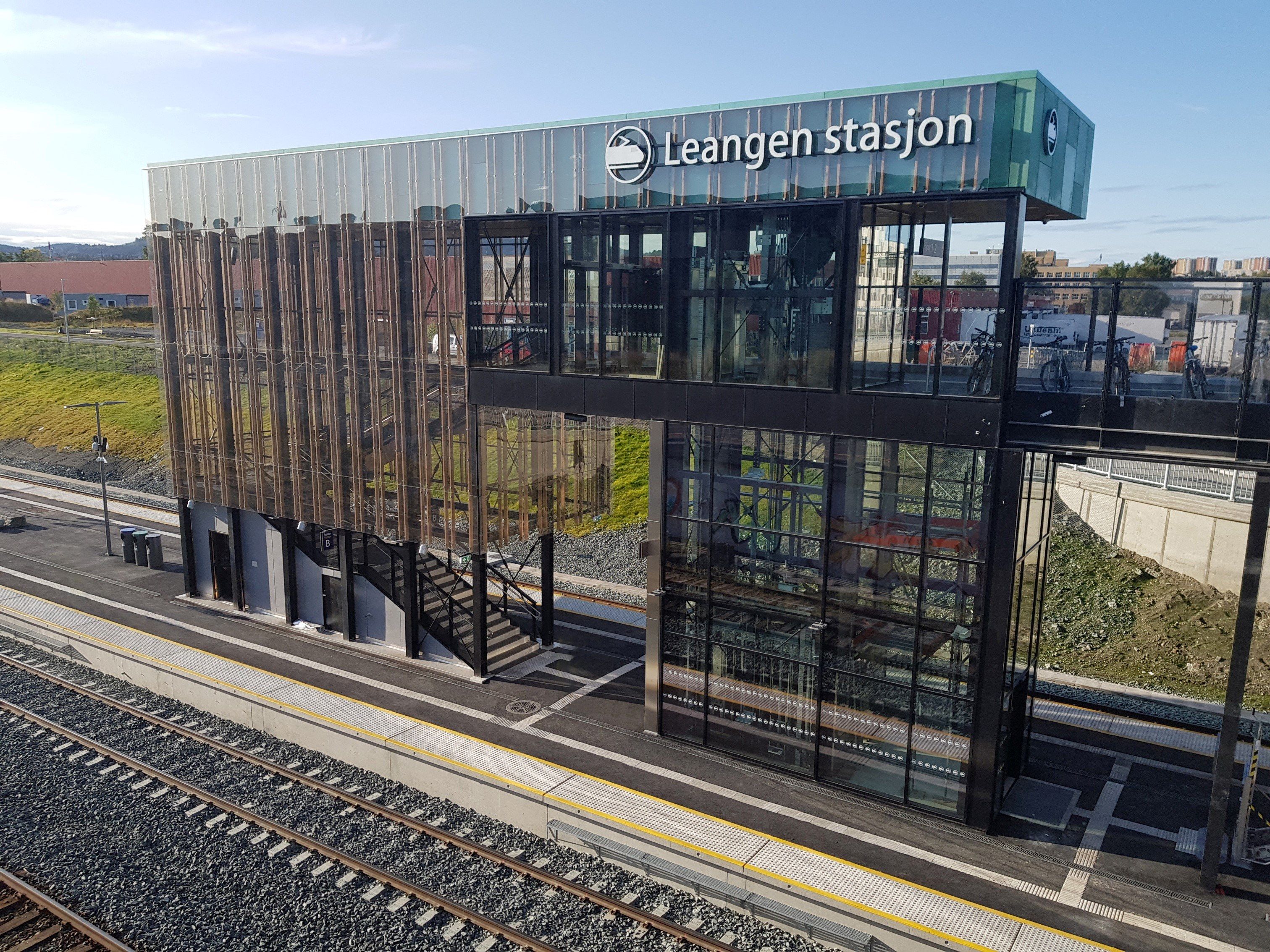 LEXAN™ SOLID SHEET UV PROTECTED Polycarbonate sheet with UV protection ...