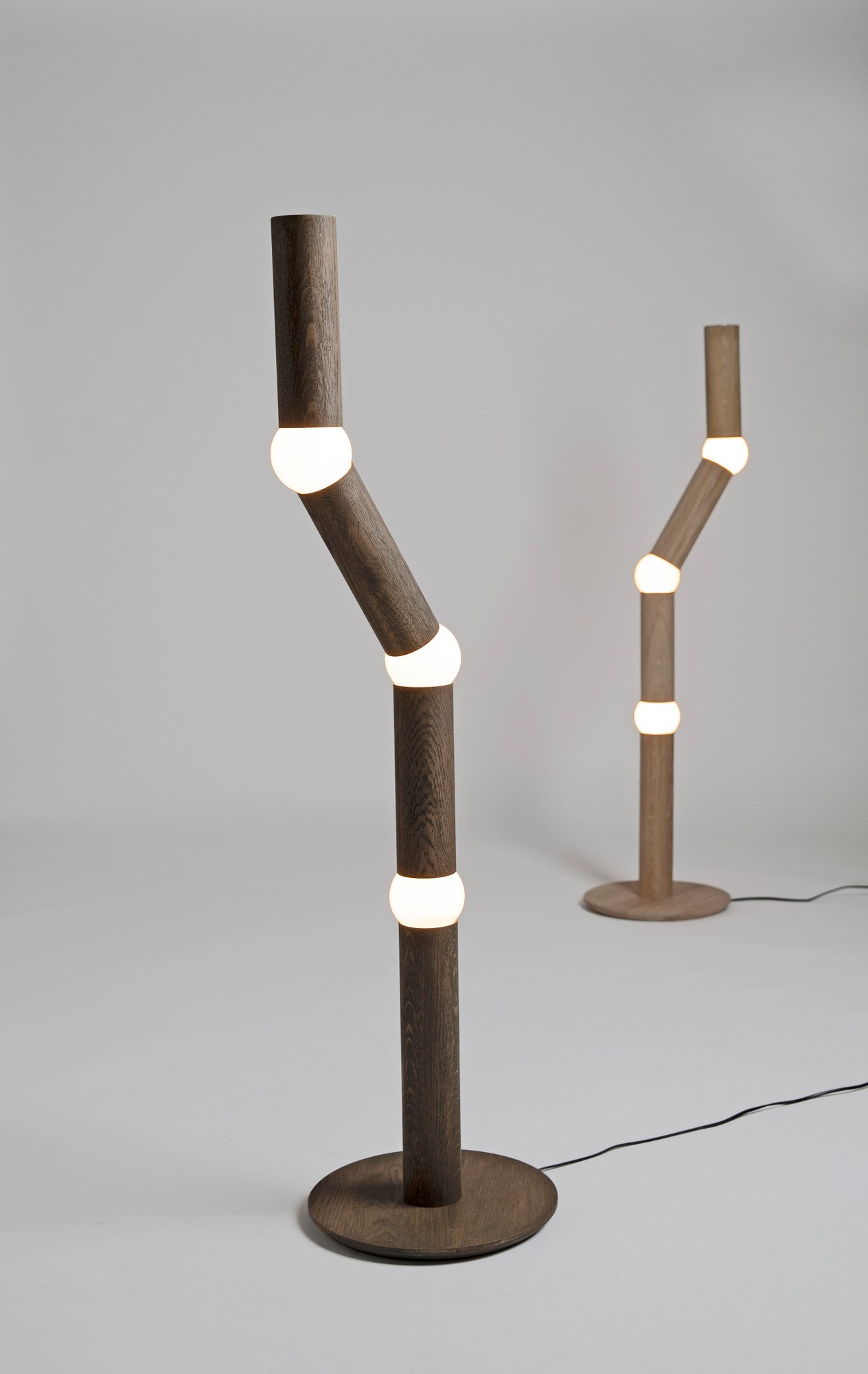 LIGHTBONE NATURAL OAK Floor lamp By OBLURE | design FÄRG & BLANCHE