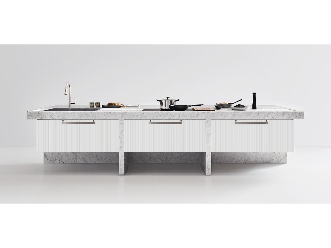 LIGNUM CONCEPT Kitchen with Carrara marble island By Arclinea | design ...