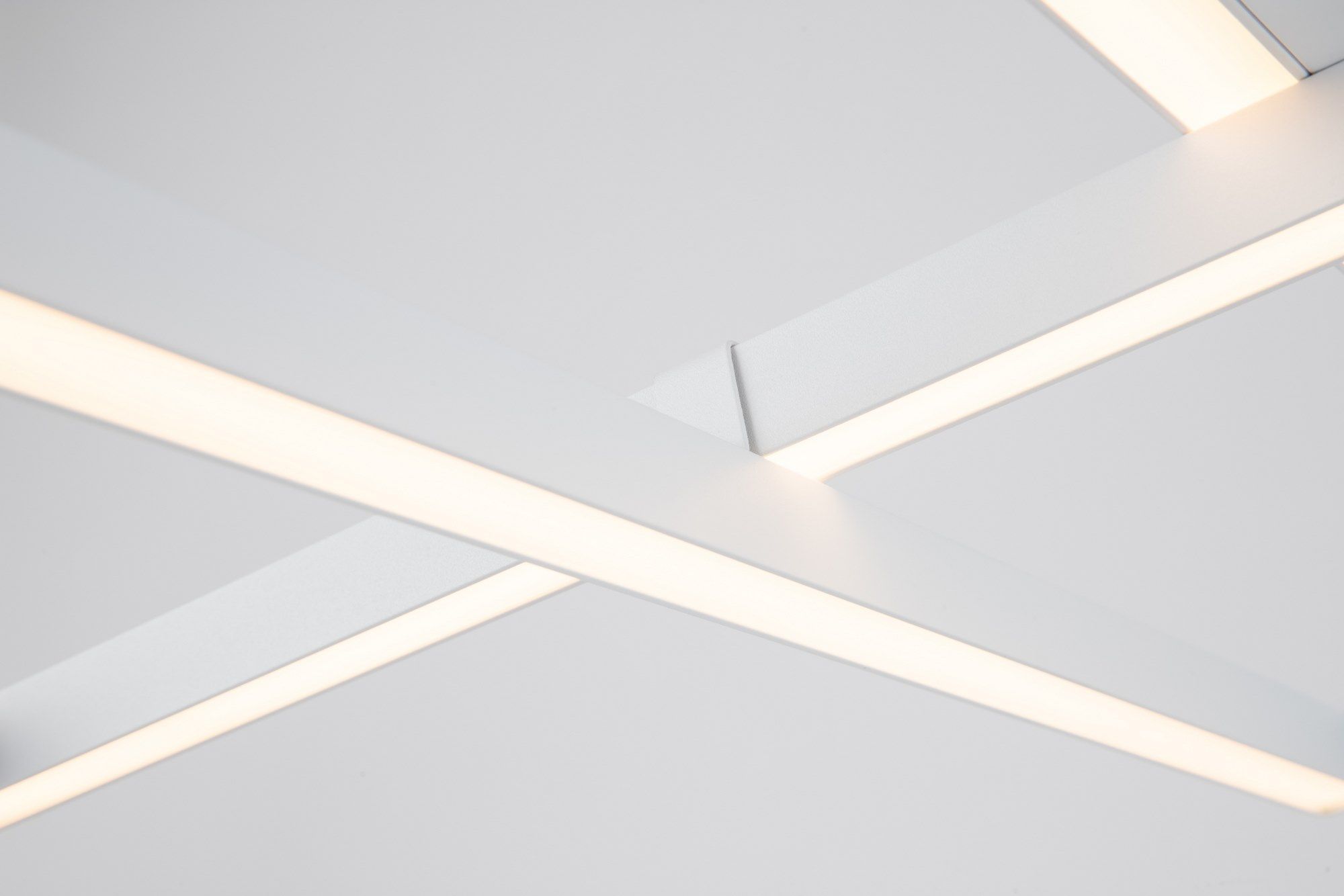 LINE | Ceiling lamp Line Collection By MAYTONI