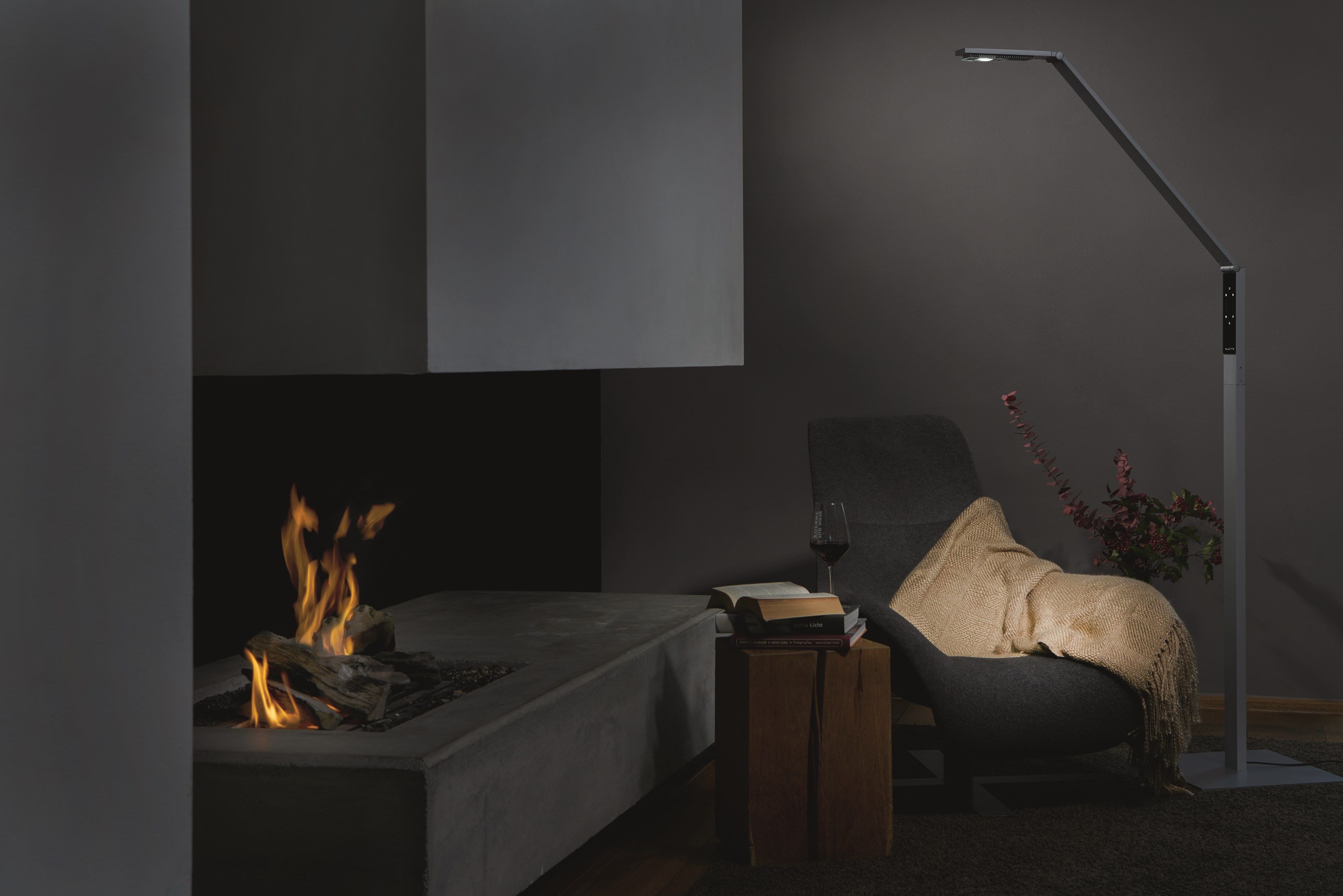 LED floor lamp LINEAR FLOOR By LUCTRA® design yellow design