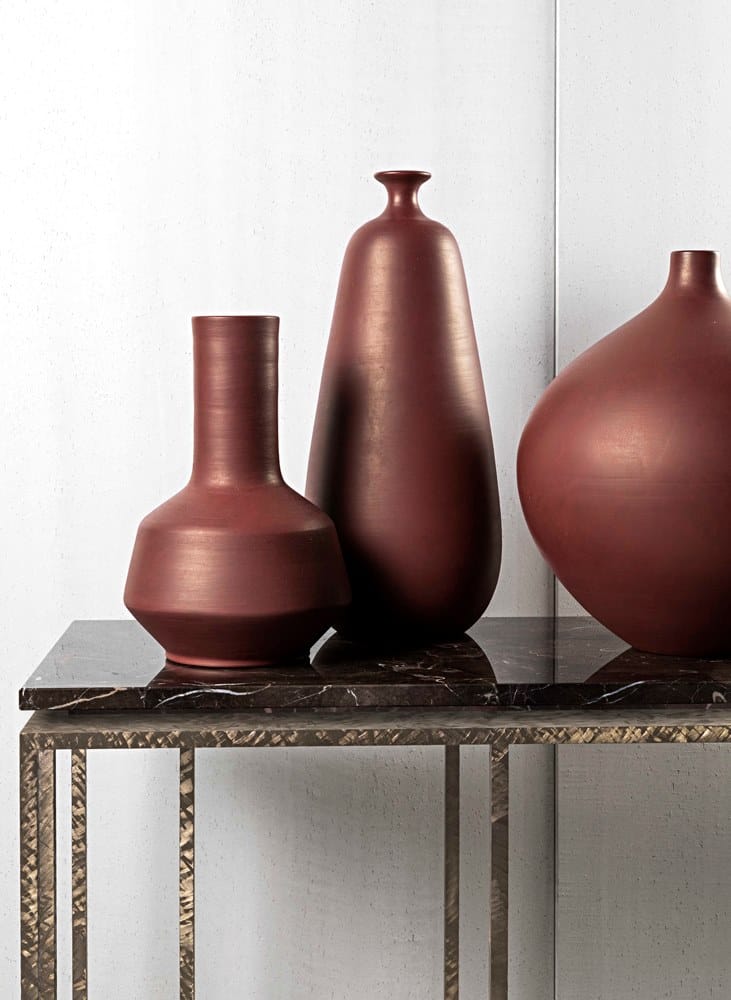 LINEUP | Console table By HESSENTIA | Cornelio Cappellini