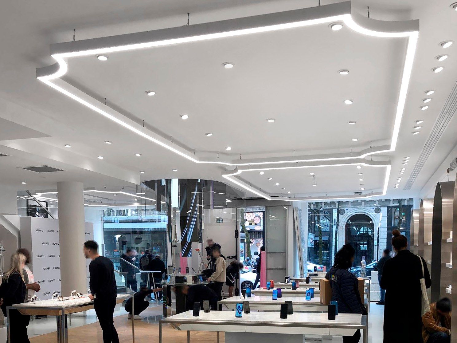 LIQUID LINE G3/P3 LED pendant lamp By Lightnet