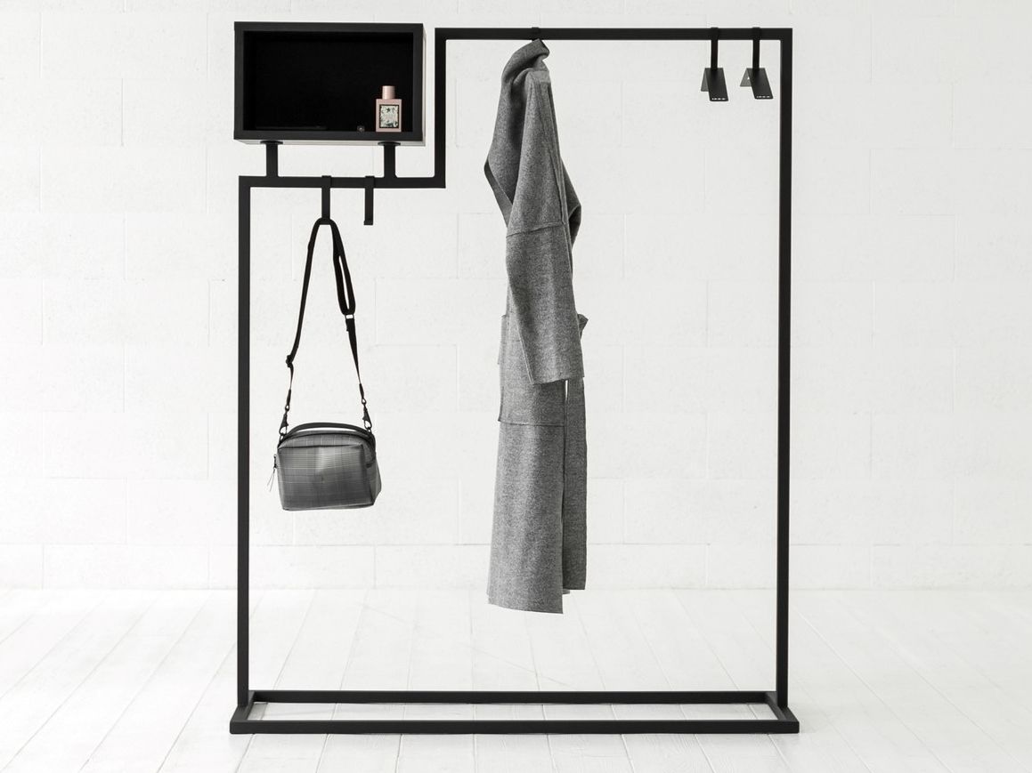 LIVING Steel coat stand By IDDO