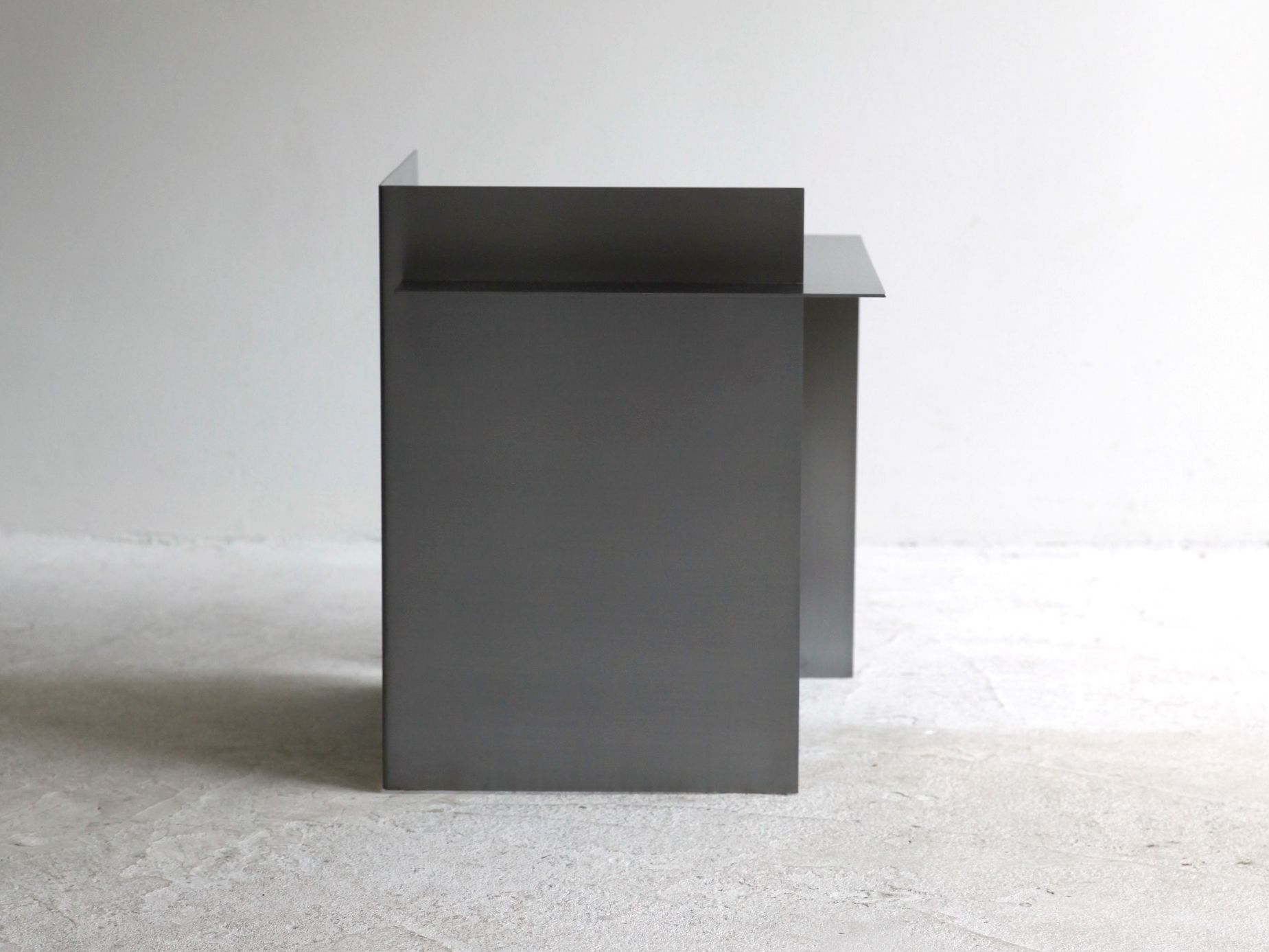 LOCK | Steel stool Low steel stool By MOVIMENTO