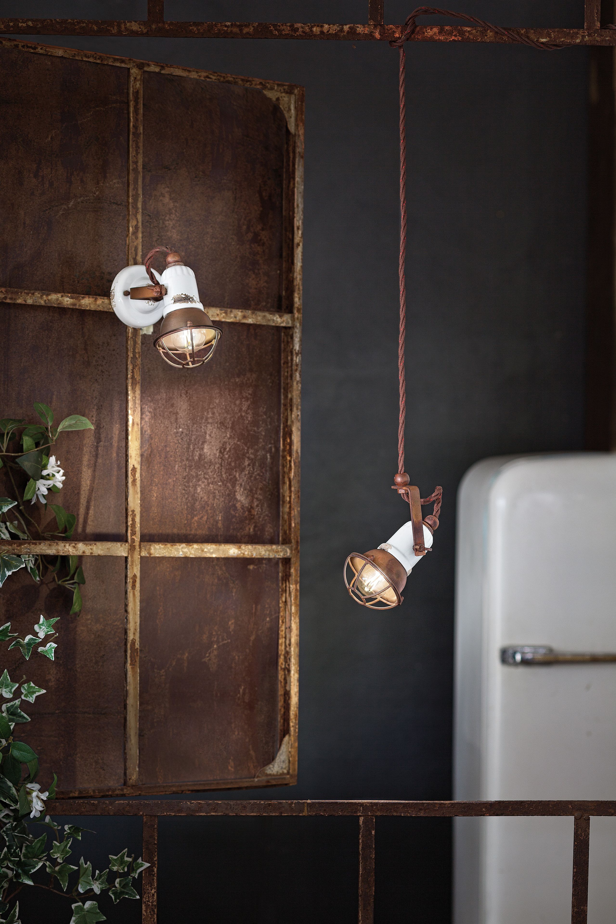 LOFT | Spot orientable Collection Loft By FERROLUCE