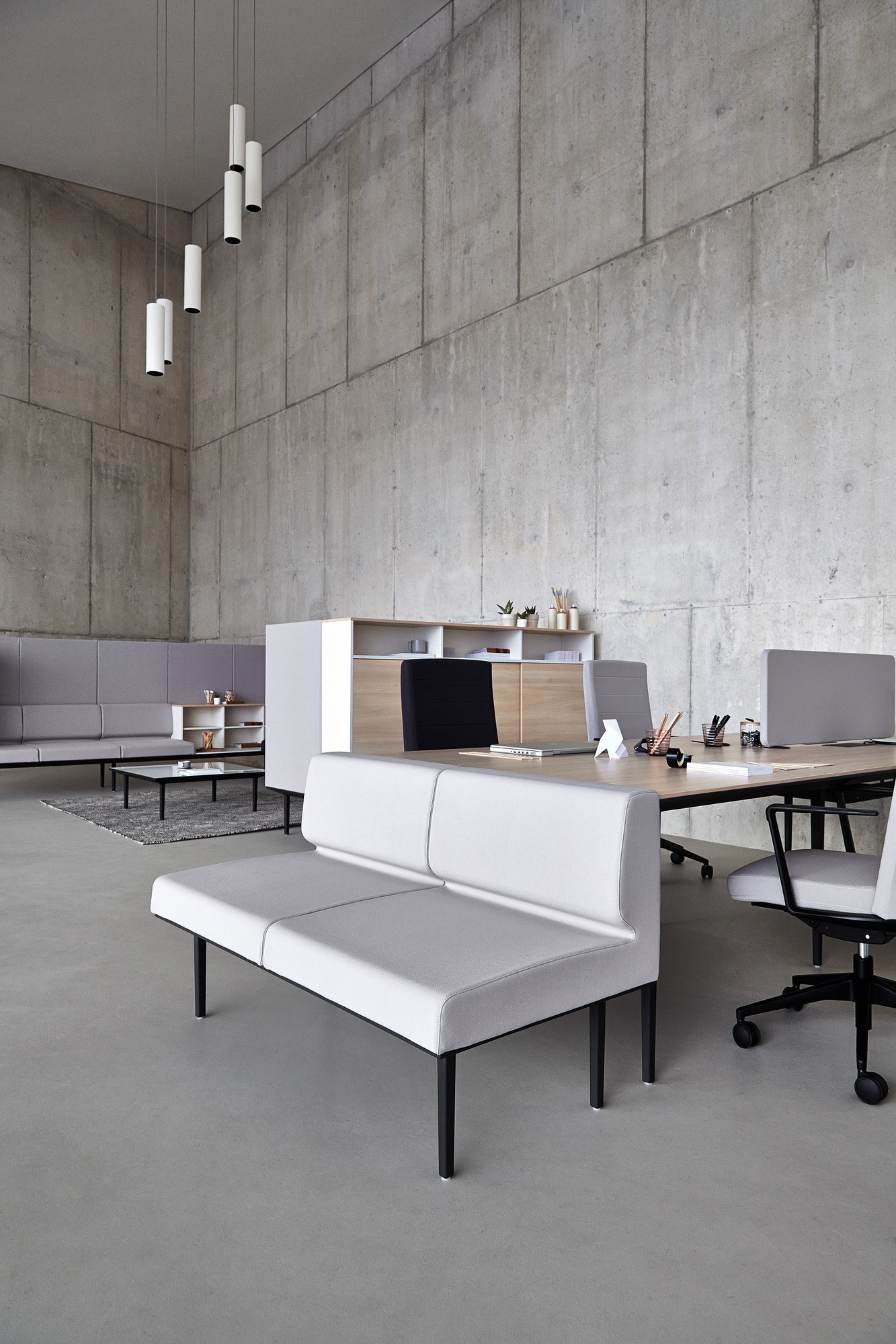 LONGO Office booth for coffee break By ACTIU | design Ramos&Bassols