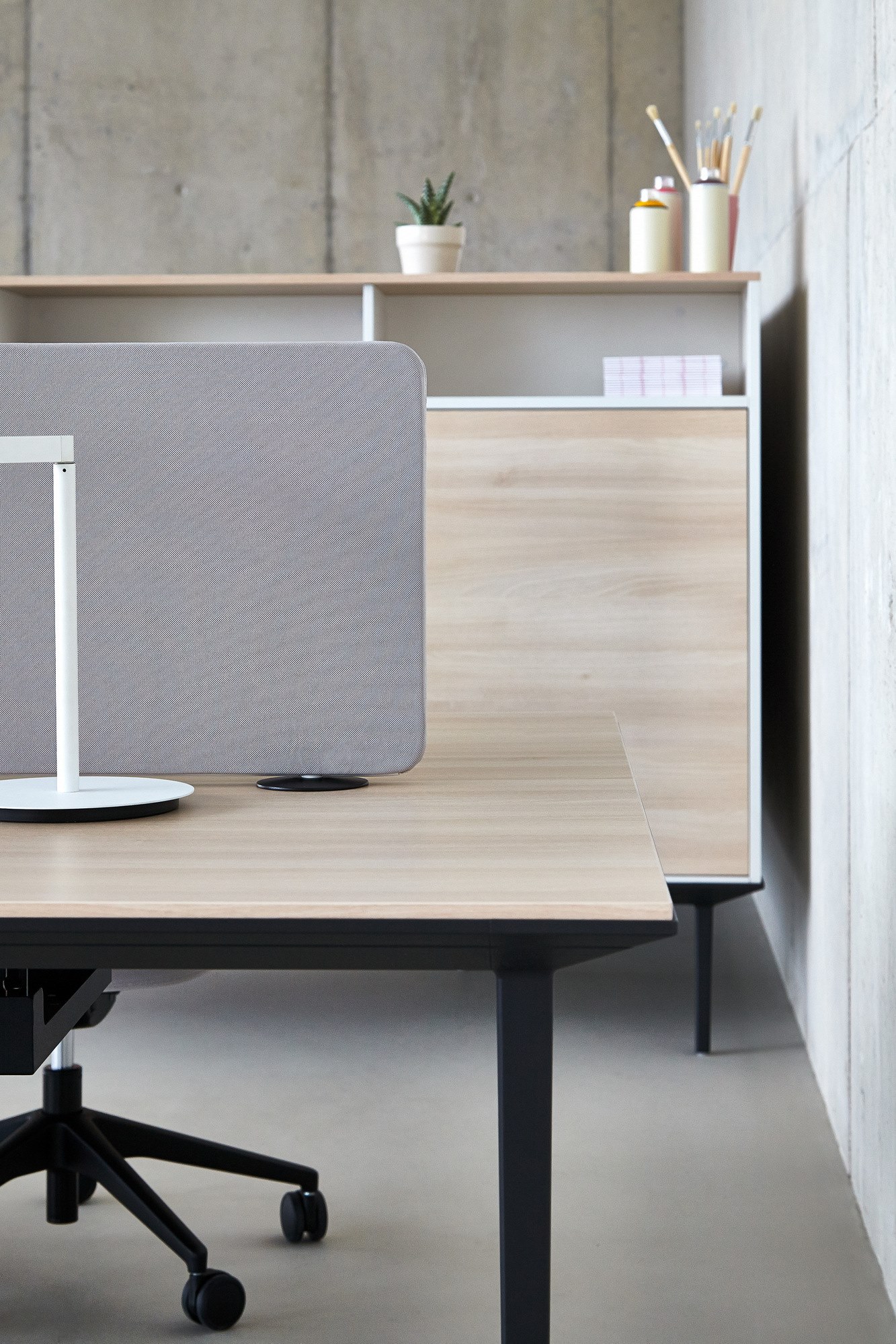 LONGO | Escritorio rectangular By ACTIU diseño Ramos&Bassols