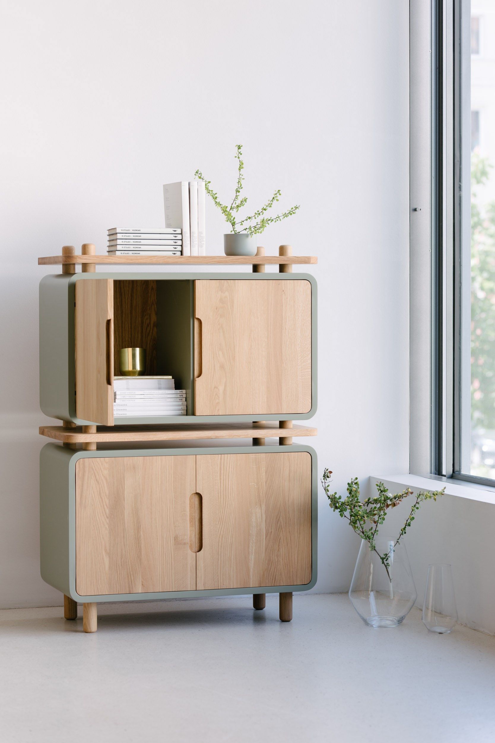 LOOP 88 Highboard By ST FURNITURE