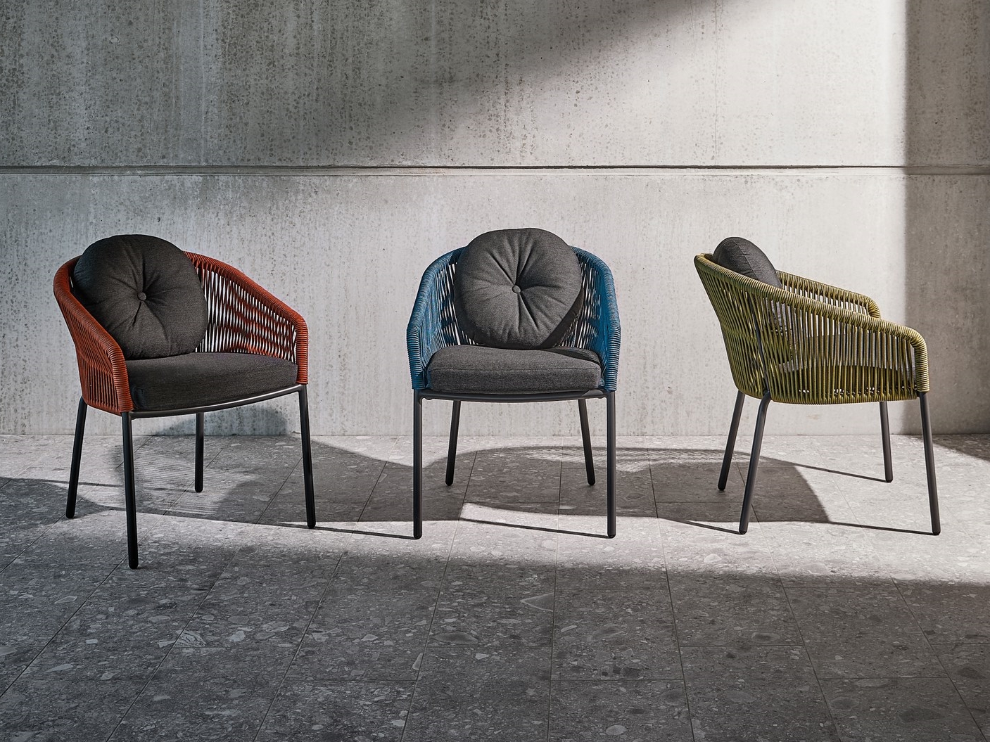 LOOP Upholstered fabric garden chair with armrests By Solpuri | design ...