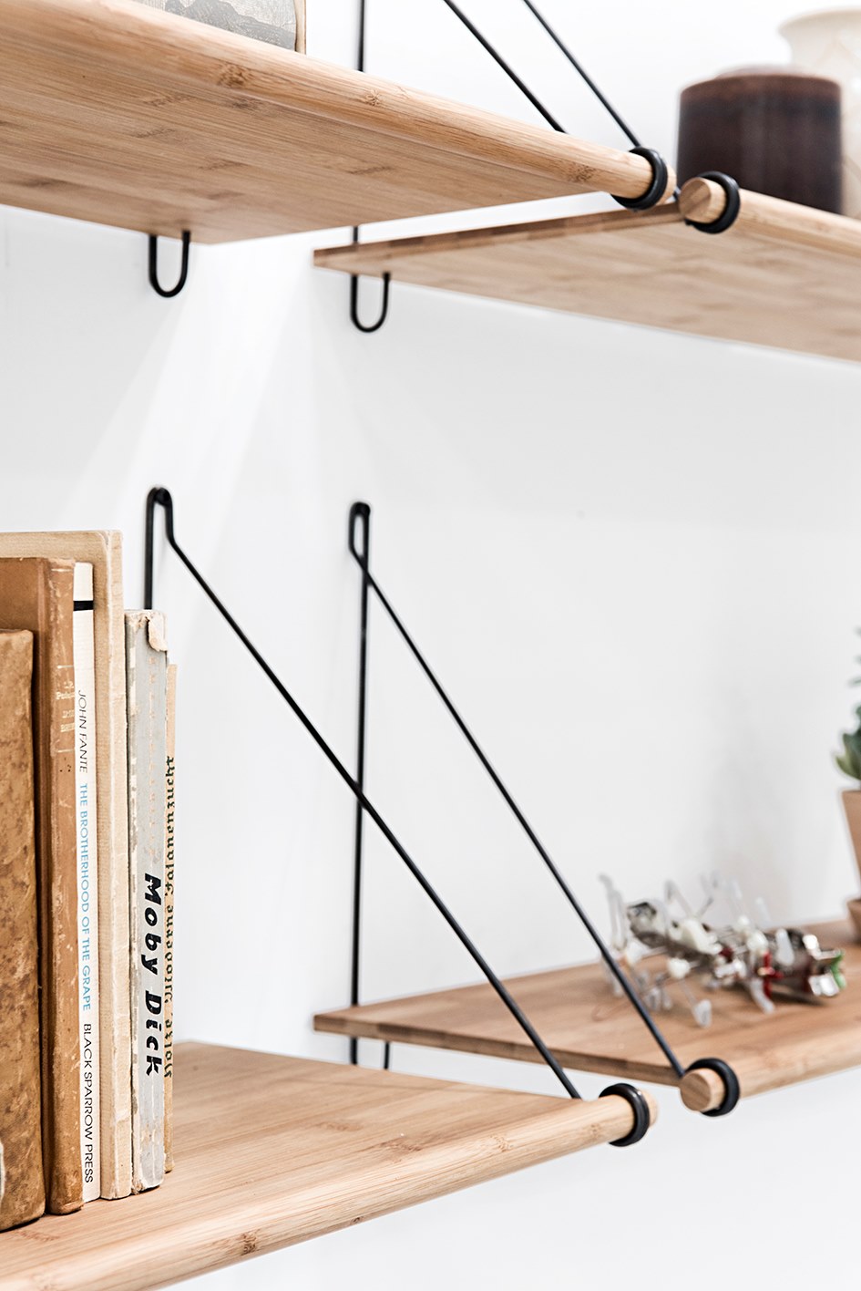 Bamboo wall shelf LOOP SHELF By We Do Wood design Sebastian Jørgensen