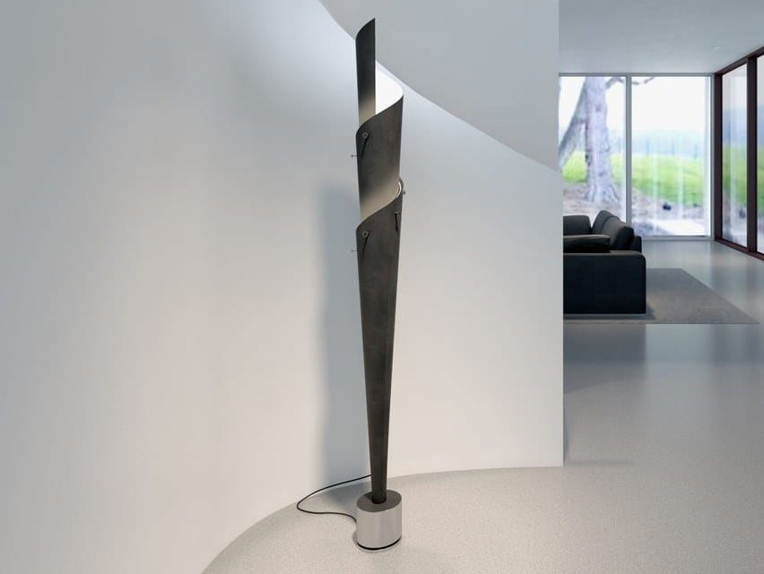 LOOP Leather floor lamp / coat rack By YOMEI | design André Schelbach