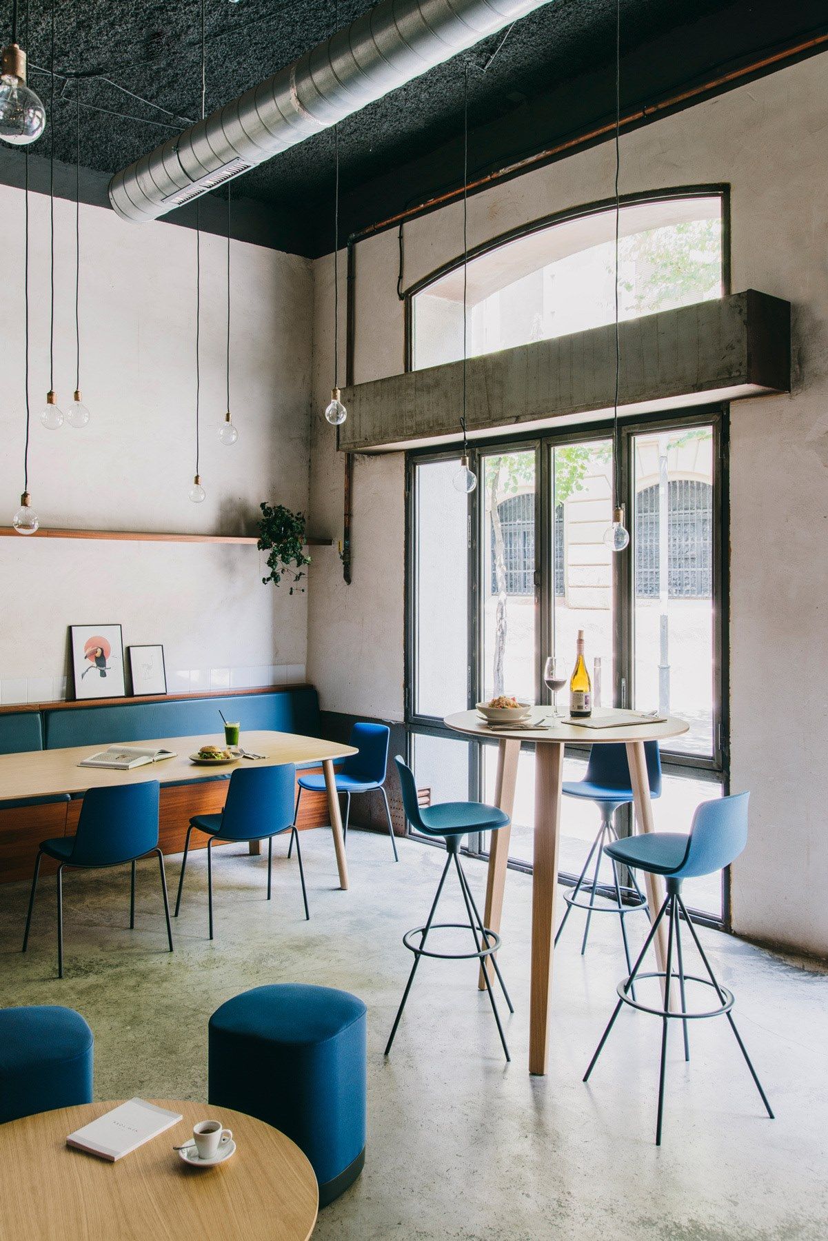 LOTTUS SPIN | Trestle-based stool By ENEA design Lievore Altherr Molina