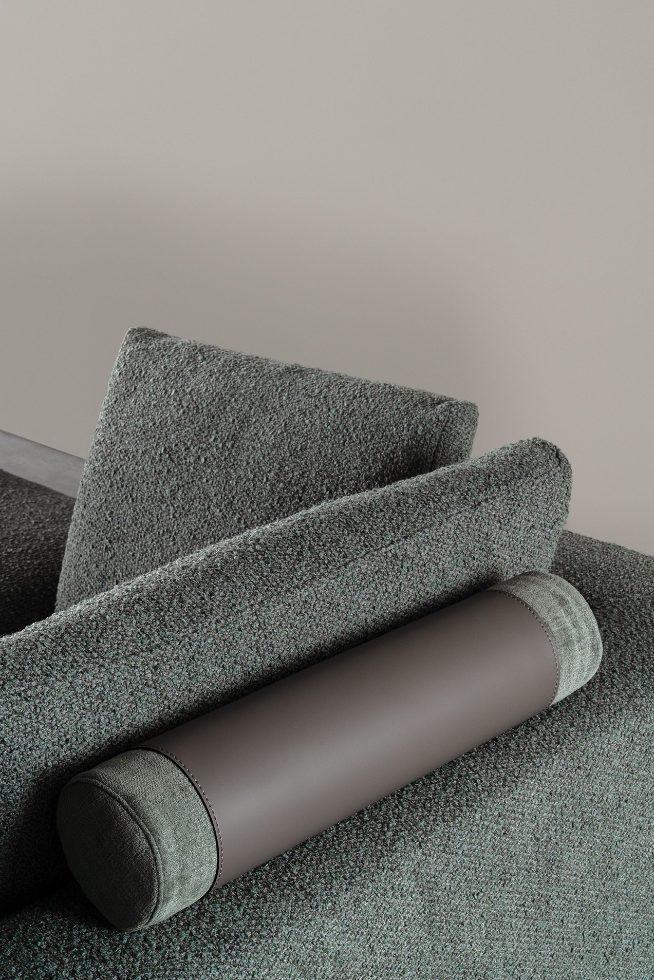 LOUIS Modular fabric sofa with removable cover By Meridiani | design ...