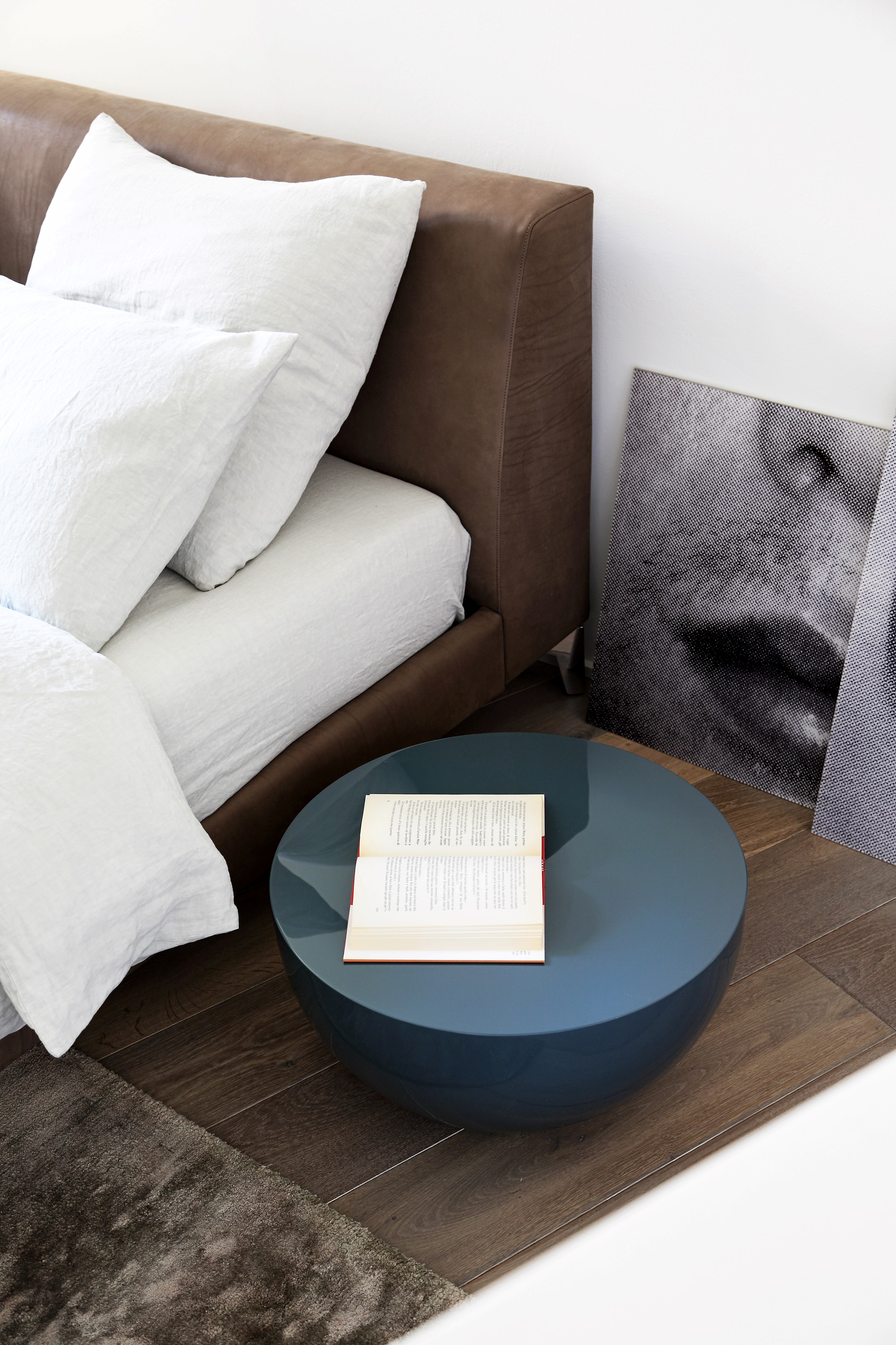 LOUIS UP Double bed with upholstered headboard By Meridiani