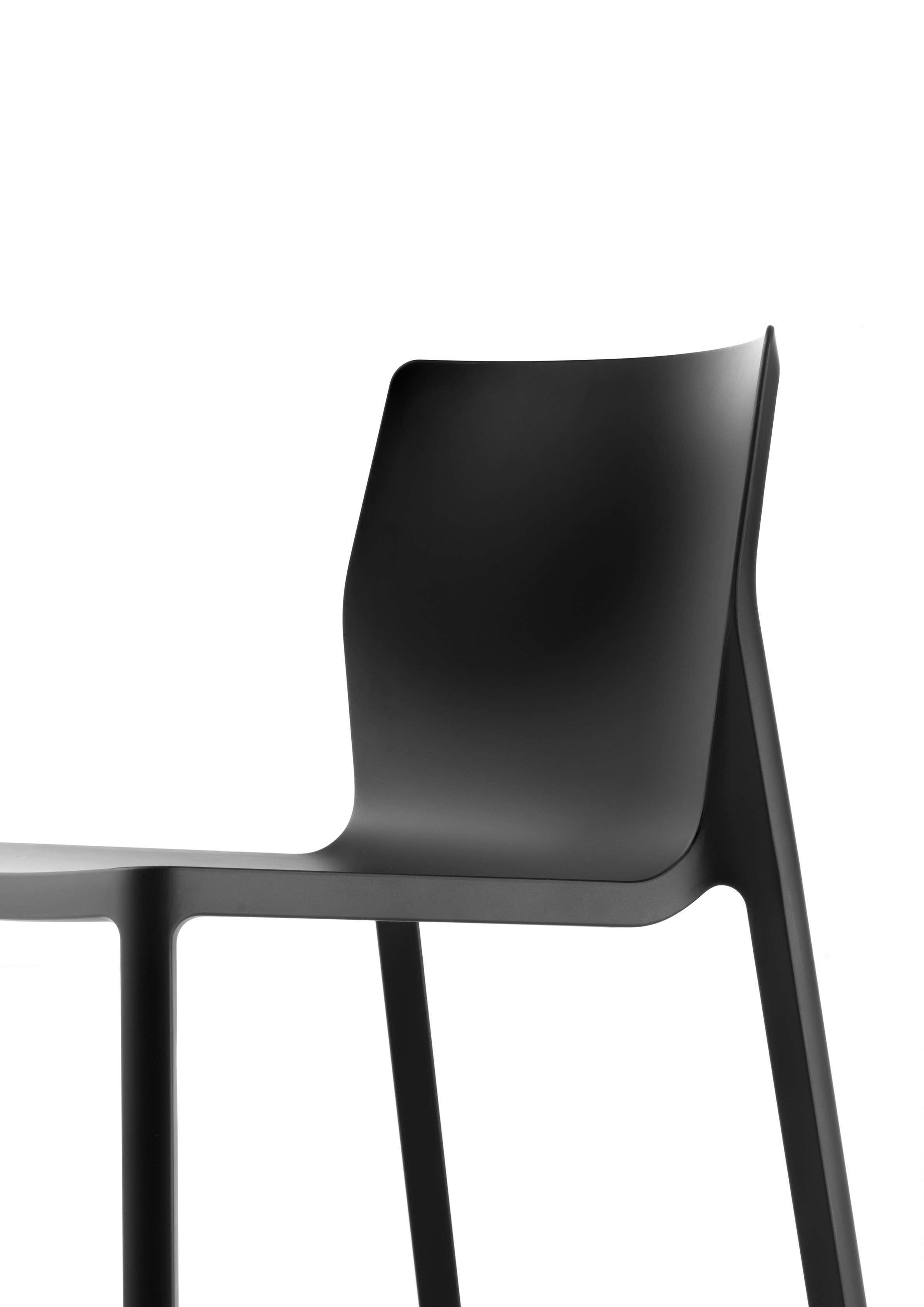 Stackable polypropylene chair LP | Chair By Kristalia design LucidiPevere