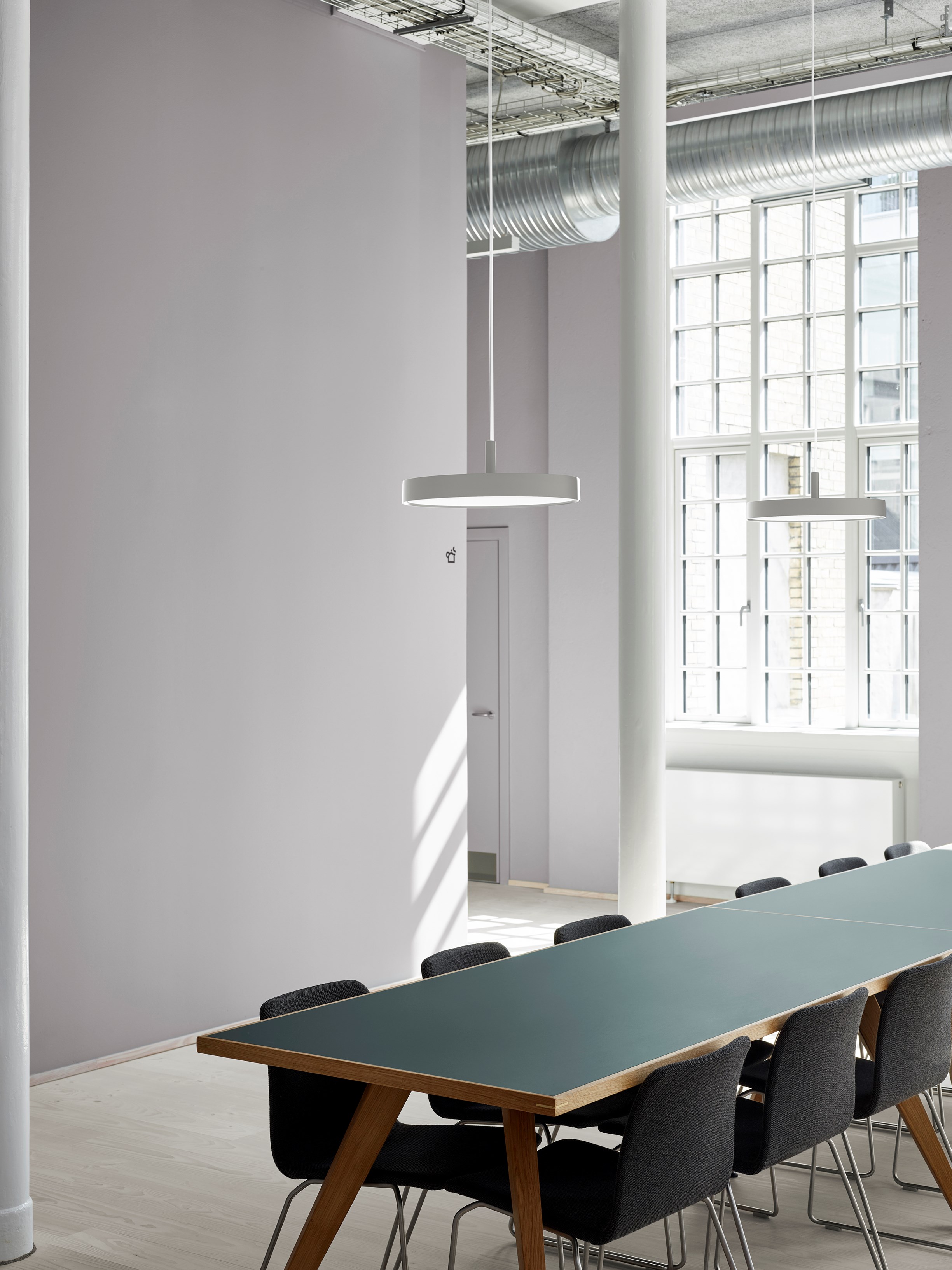 LP SLIM ROUND | Lampada a sospensione By Louis Poulsen