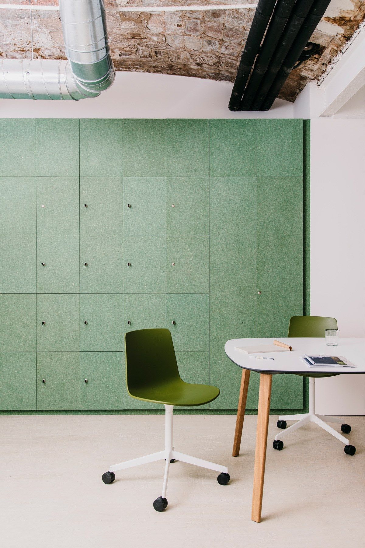 LTS SYSTEM | Table LTS System Collection By ENEA design Estudi Manel Molina