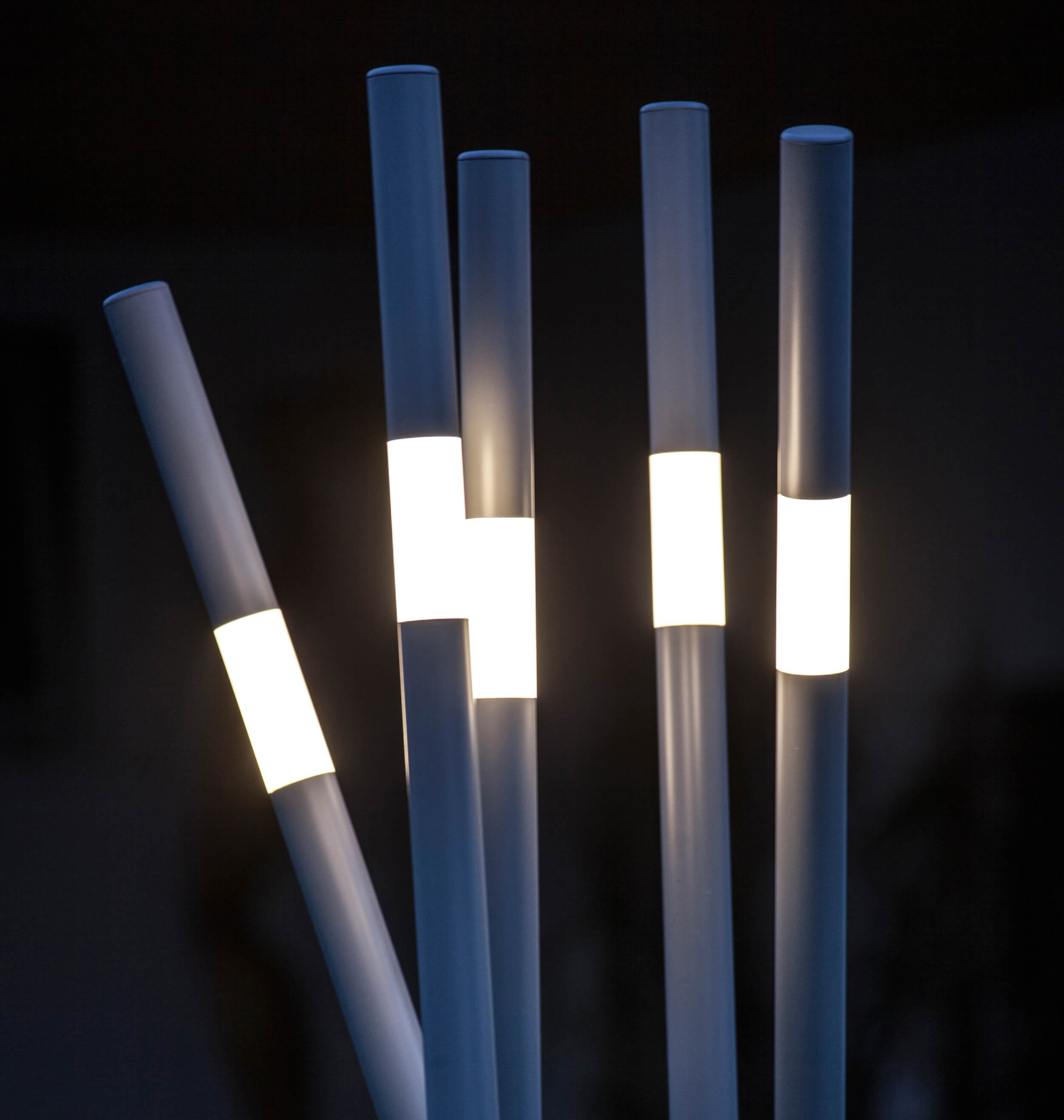 LUCCIOLA LED aluminium floor lamp By Brillamenti