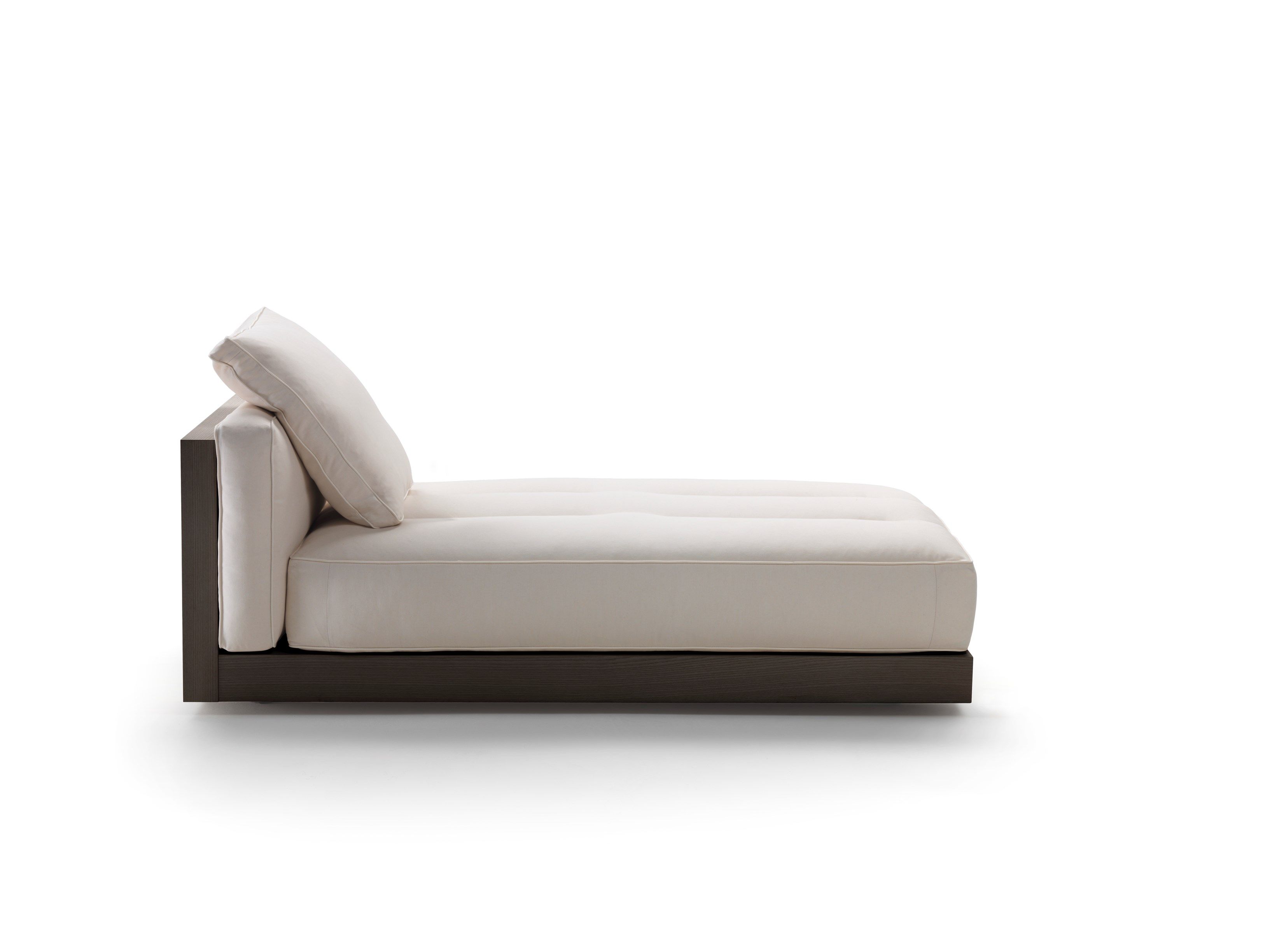LUCIEN | Day bed By Mood by Flexform design Stefano Gaggero