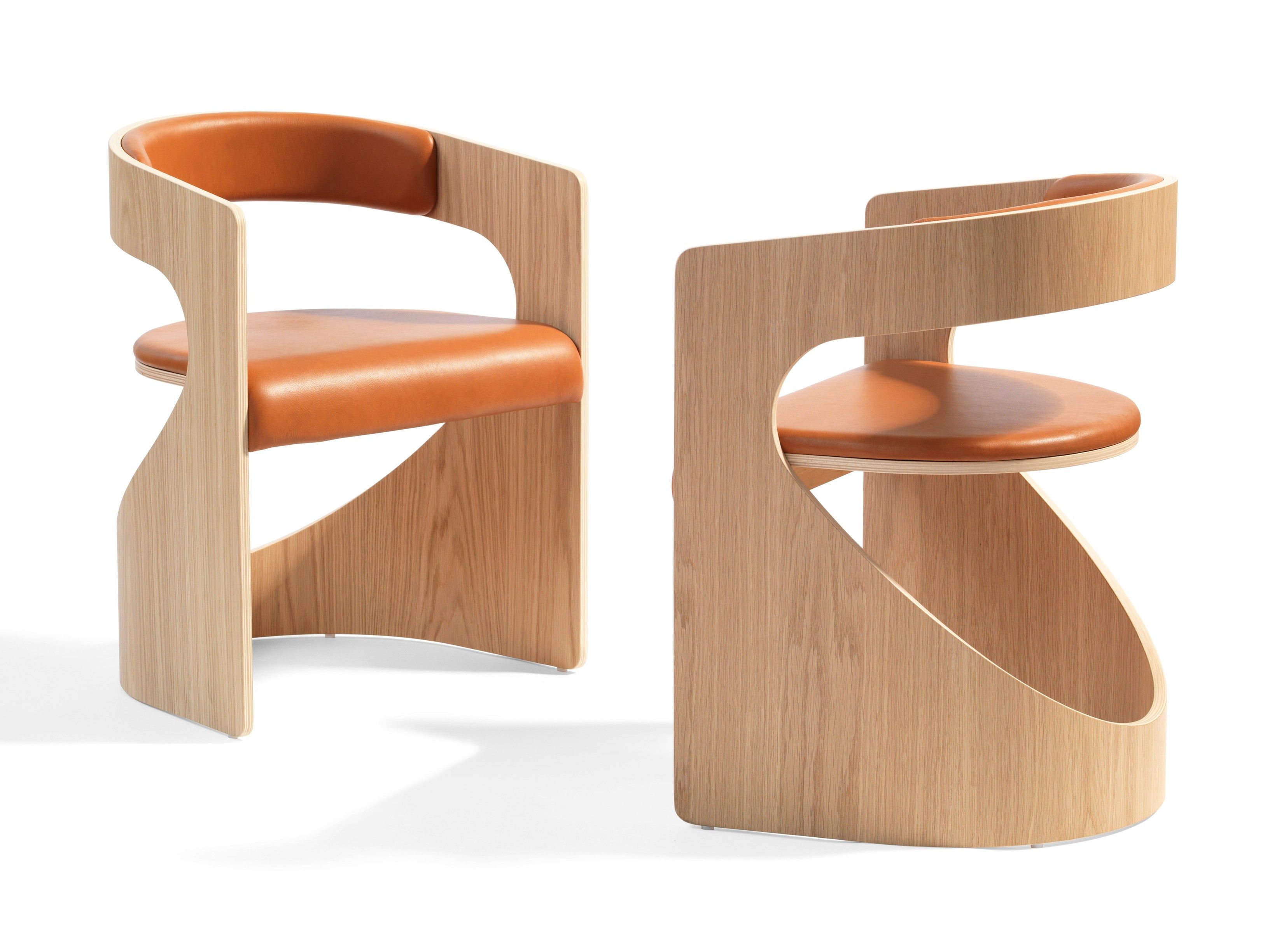 LUCKY Chair with armrests By Blå Station