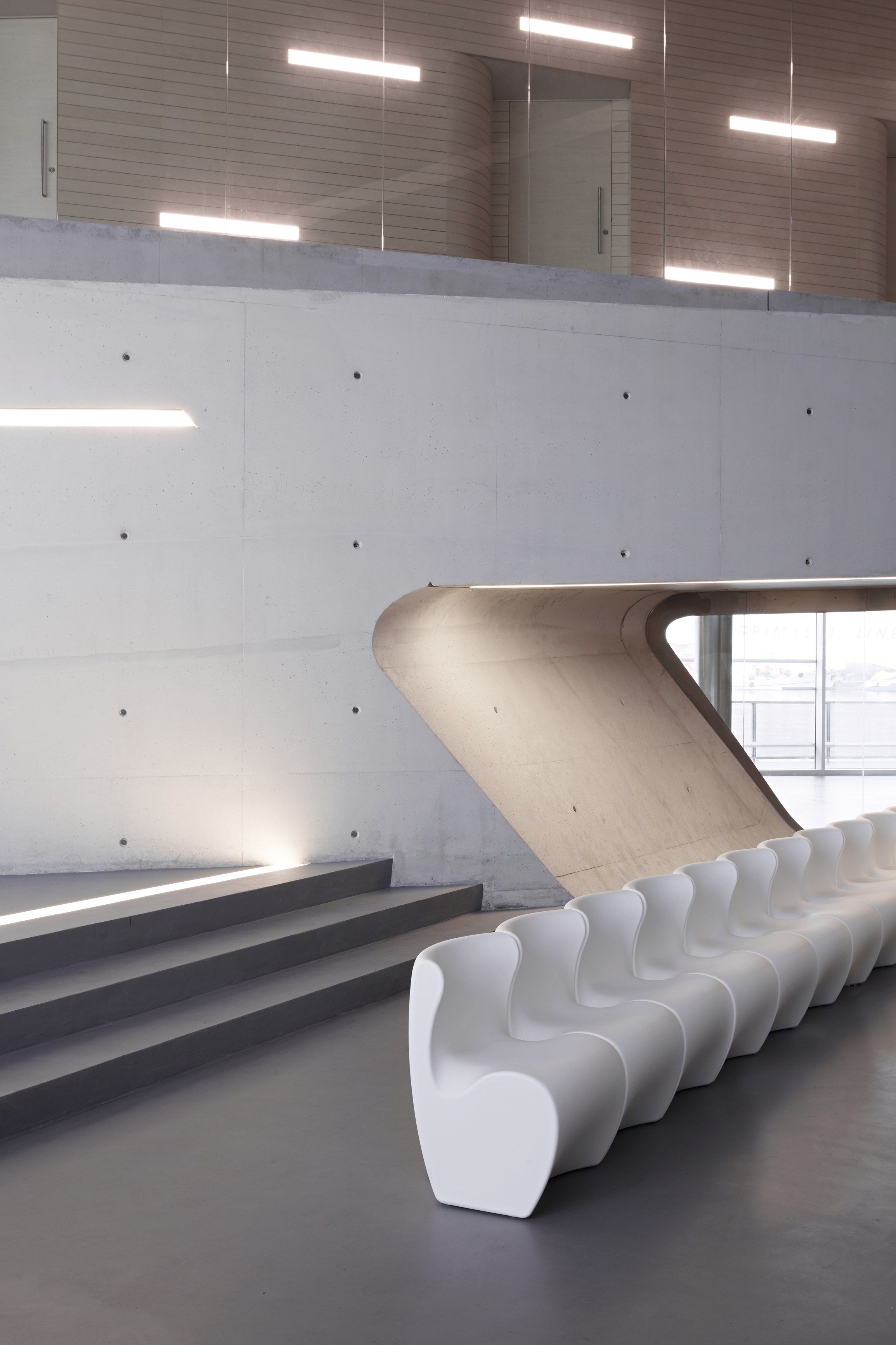 LUCY easy chair By MY YOUR