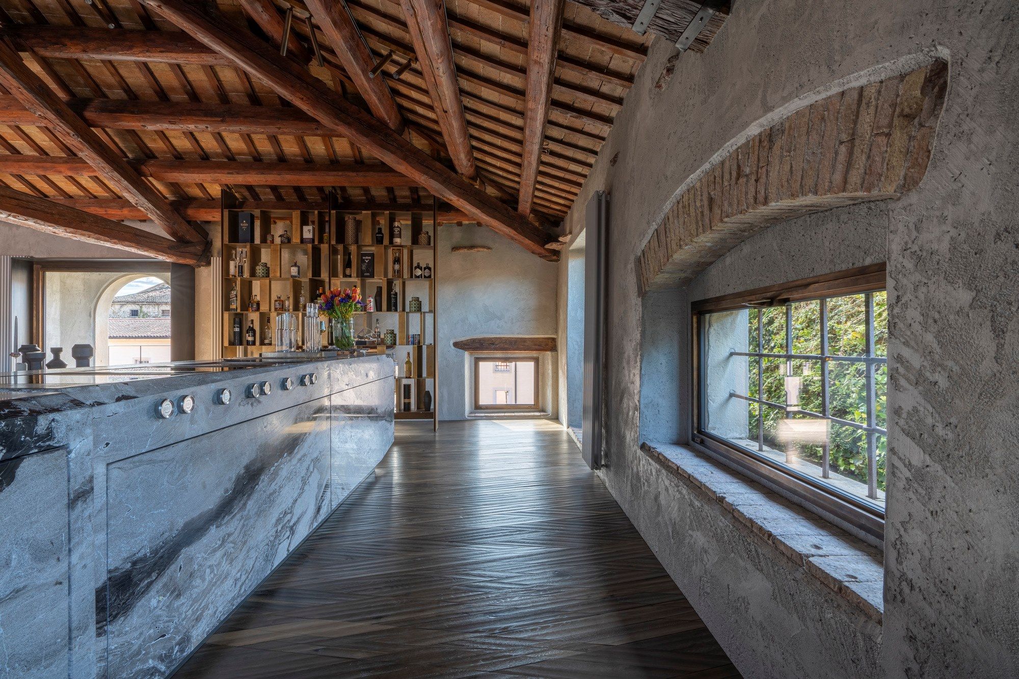 Horizontally pivoted window By Aria29