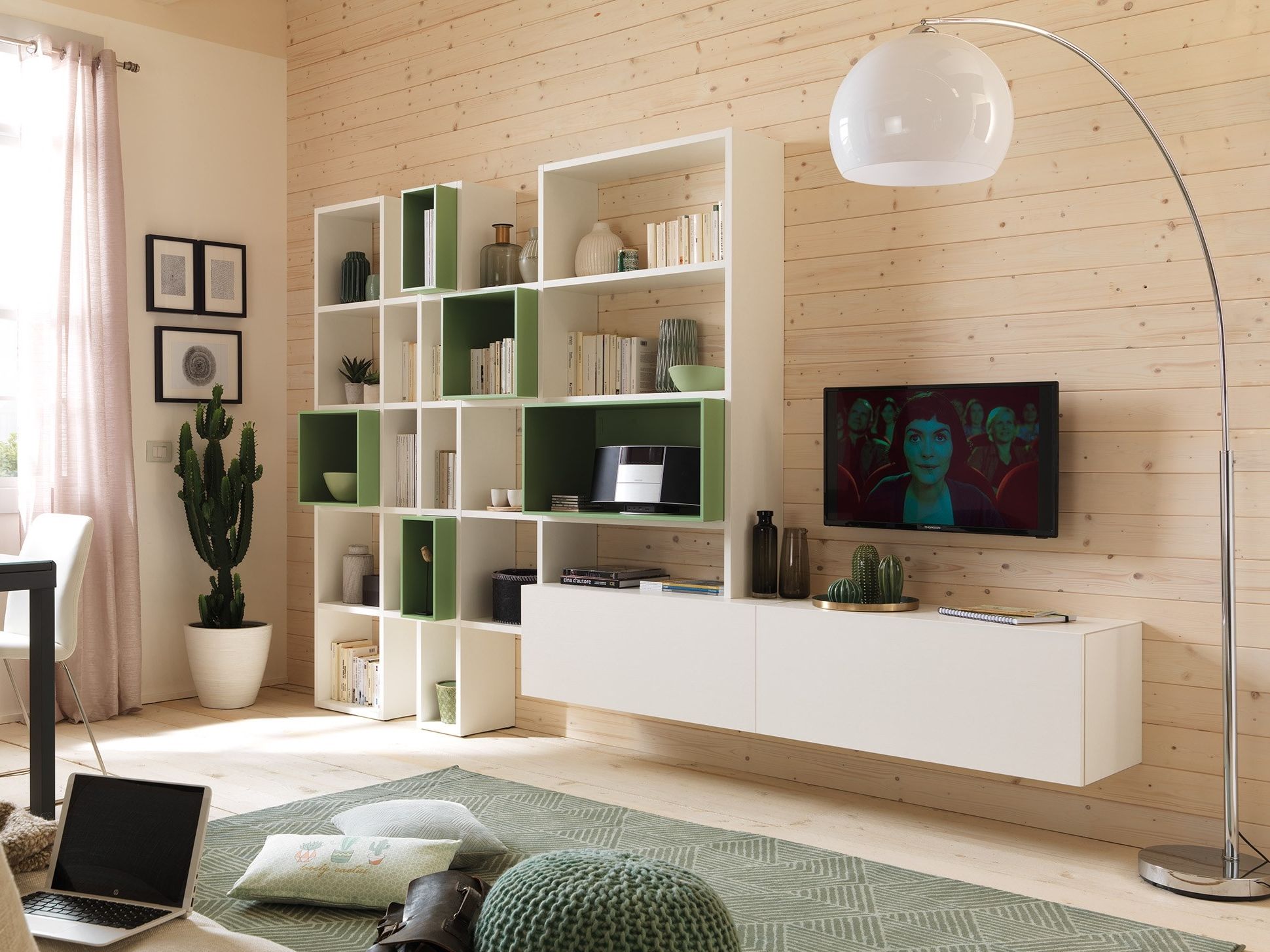 LV102 | Storage wall By Moretti Compact