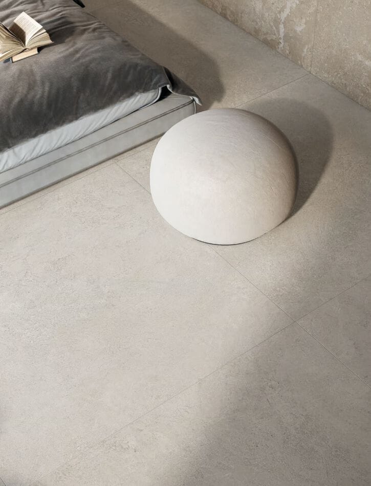 VIS Full-body porcelain stoneware wall/floor tiles By LaFaenza