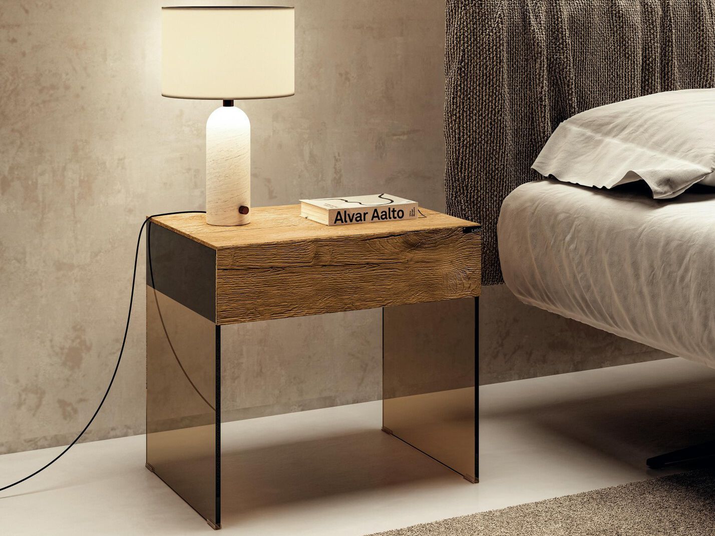 CLASS - 2123 Bedside table By Lago
