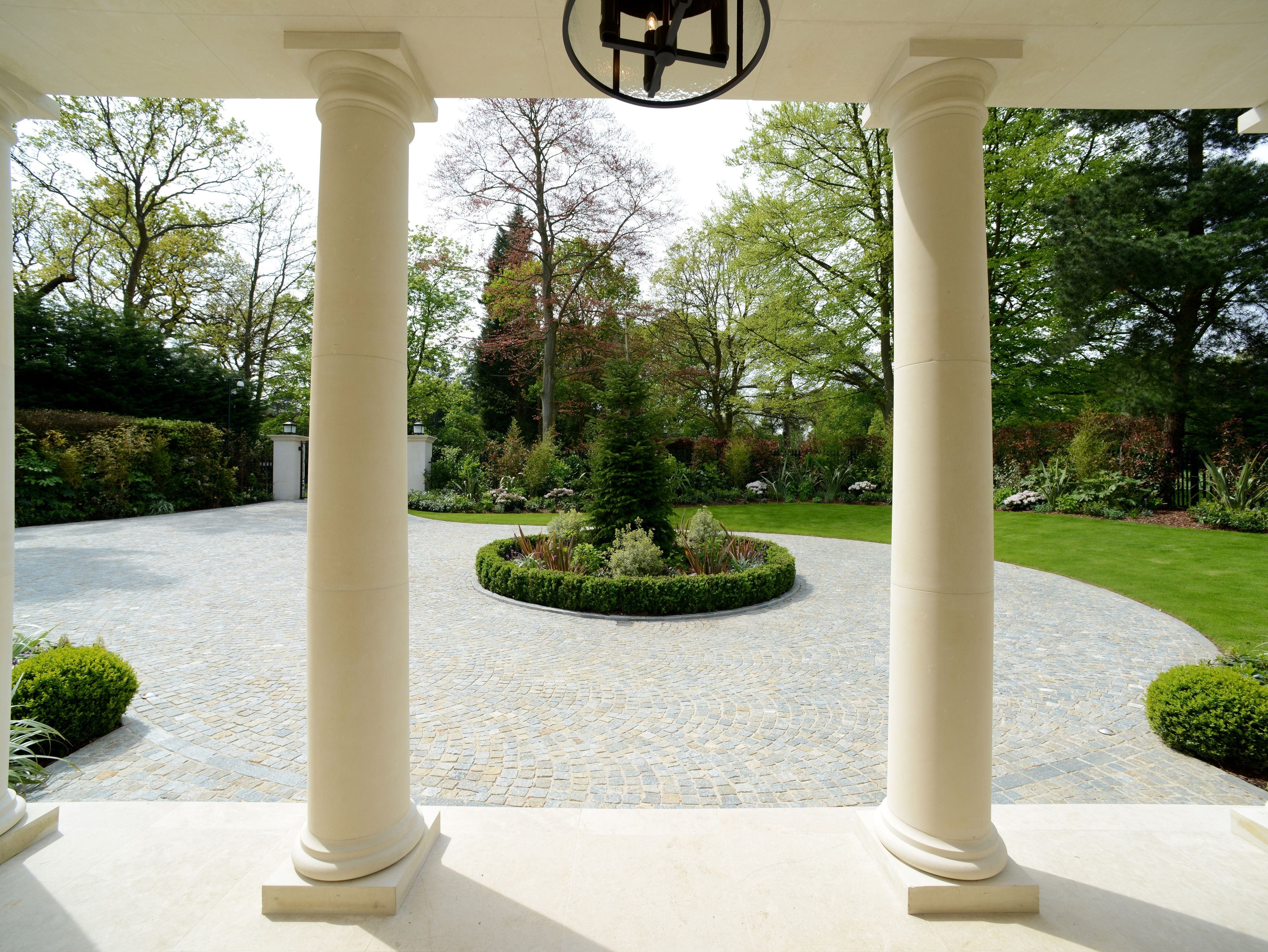 Lecce stone column Lecce stone column By PIMAR