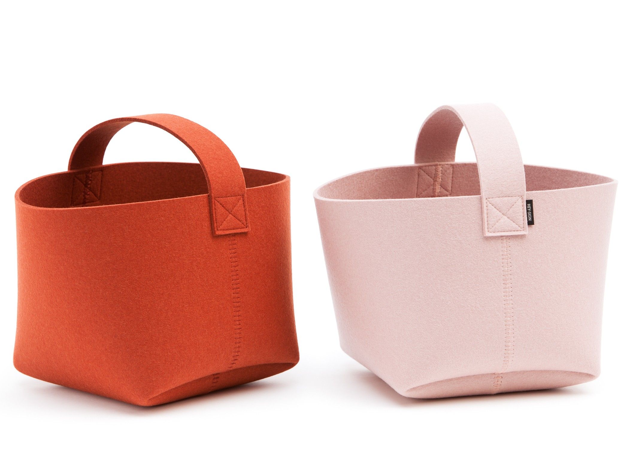 Log holder By HEY-SIGN