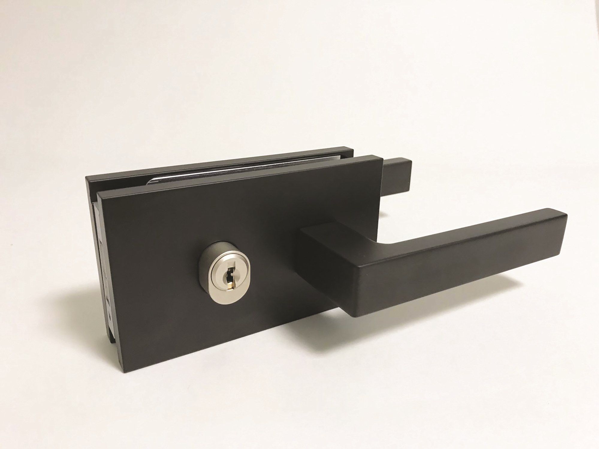 M-LOCK GO Magnetic glass door lock By GFS ITALIAN INNOVATIVE GLASS FIXING