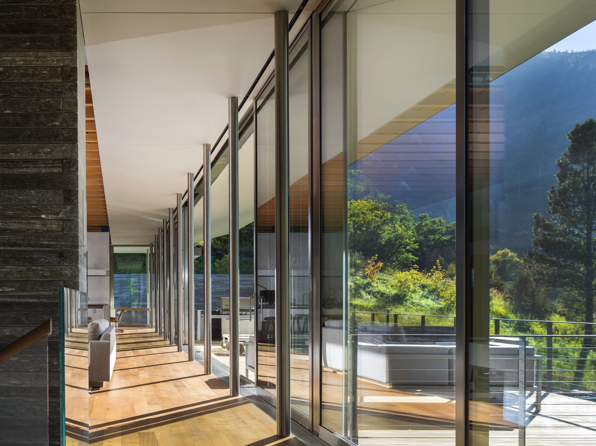 Finestra a taglio termico alzante scorrevole in metallo M55 - Capoferri ...