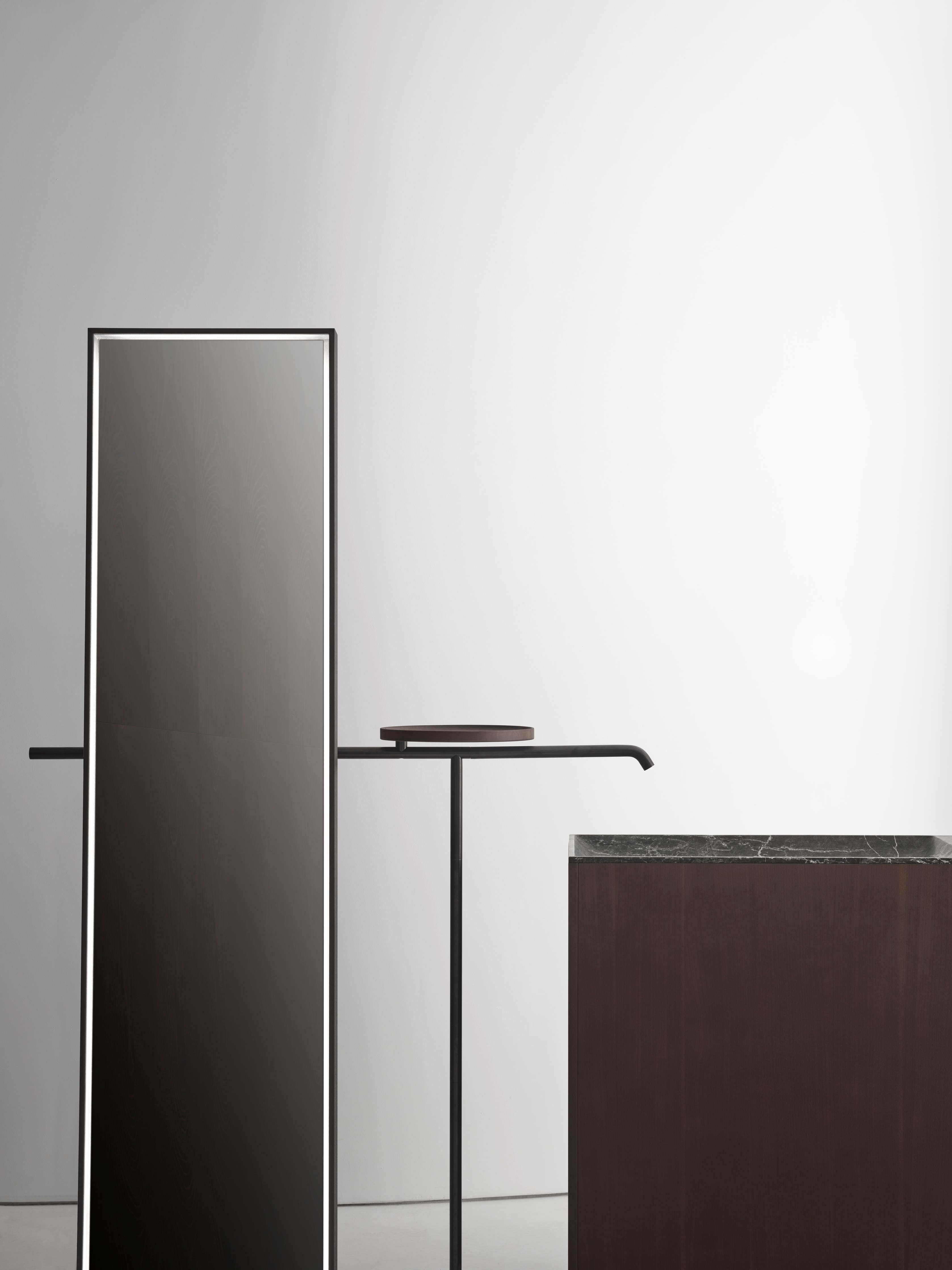 MA 镜子 By FALPER | design Foster + Partners