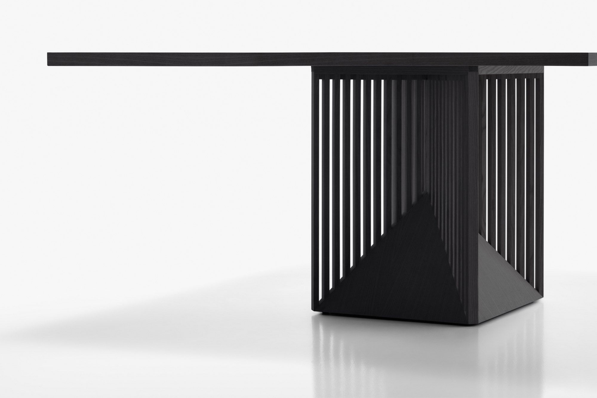 MAESTRO Square wooden table By ACERBIS | design Gianfranco Frattini