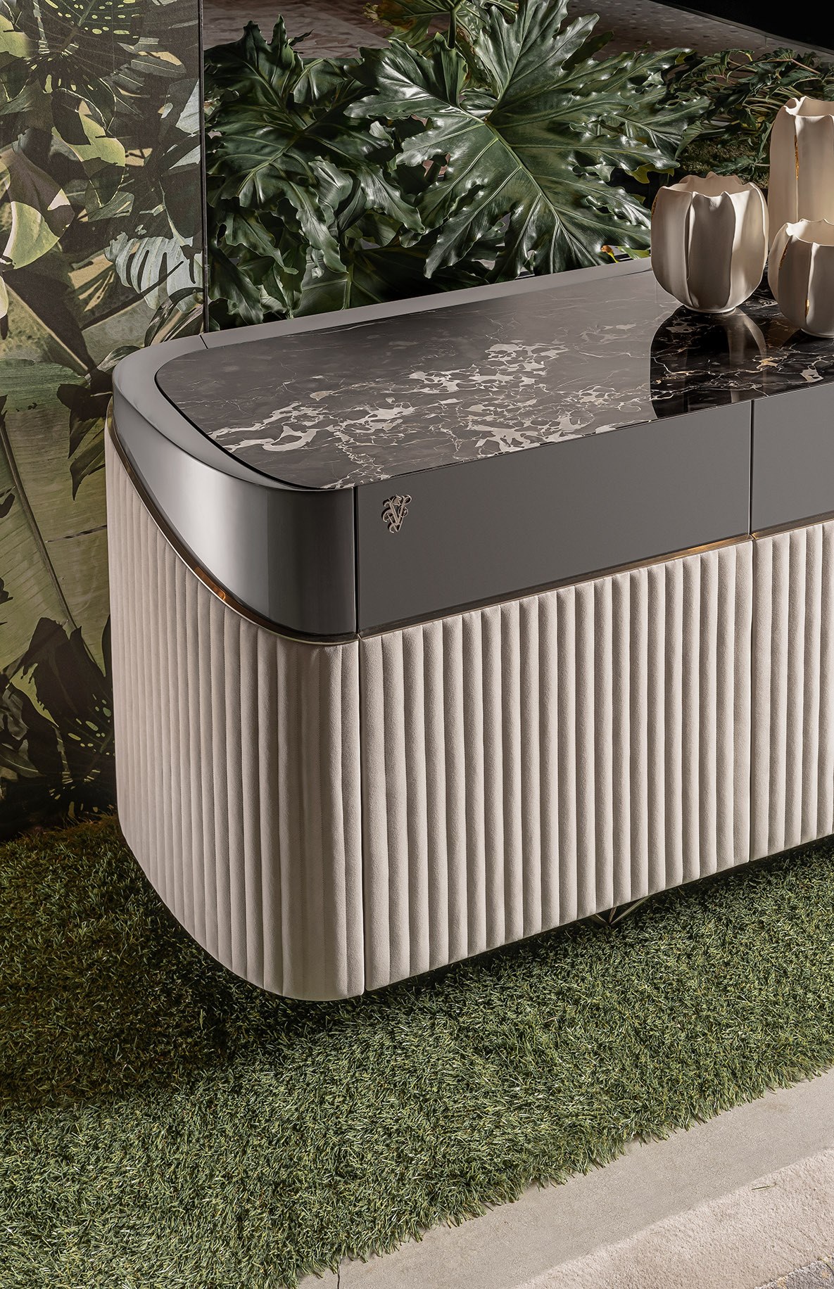 STARLIGHT Wooden sideboard with doors By Visionnaire
