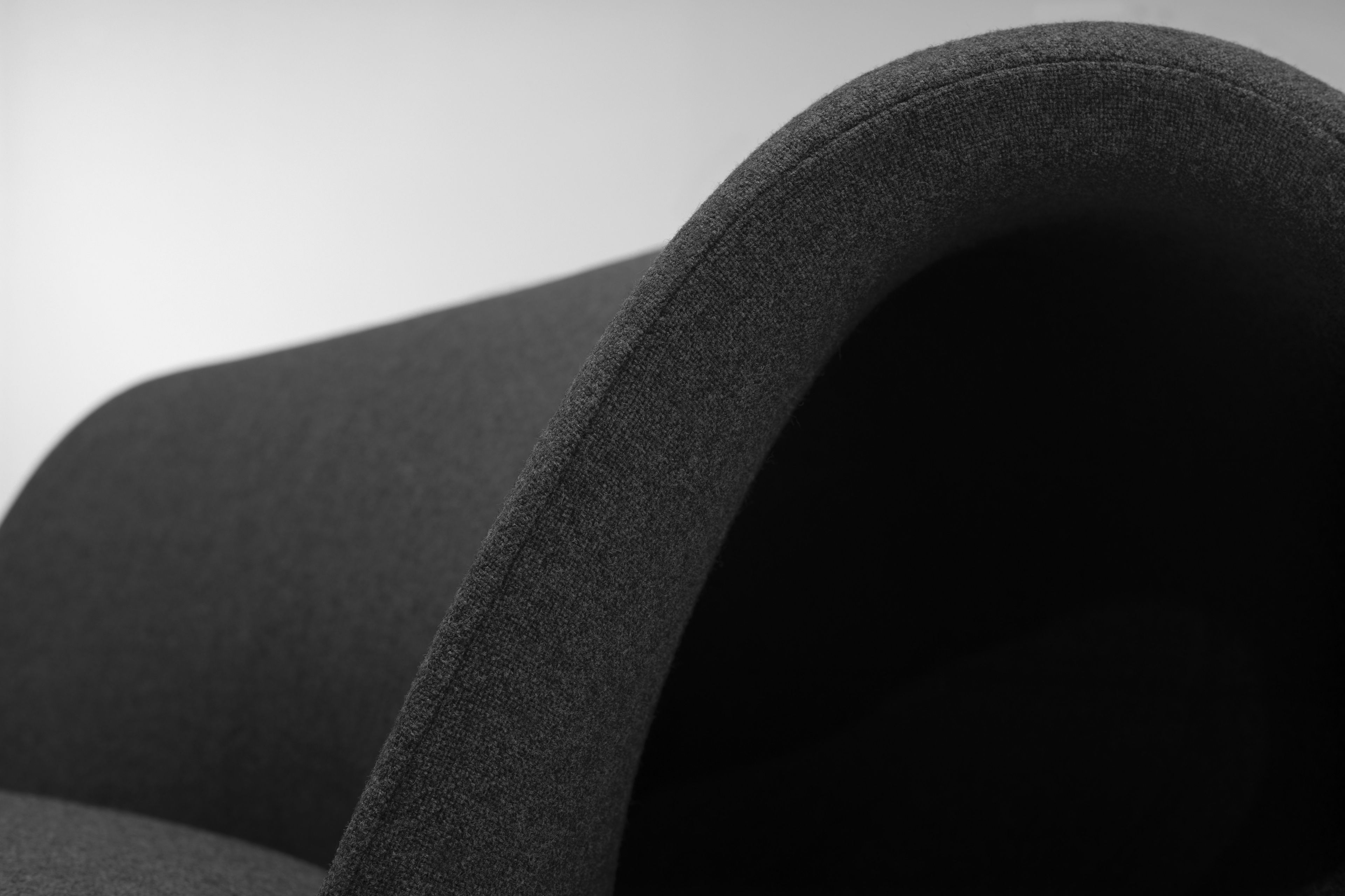 MAKI Modular fabric bench seating with back By Offecct | design Jin ...